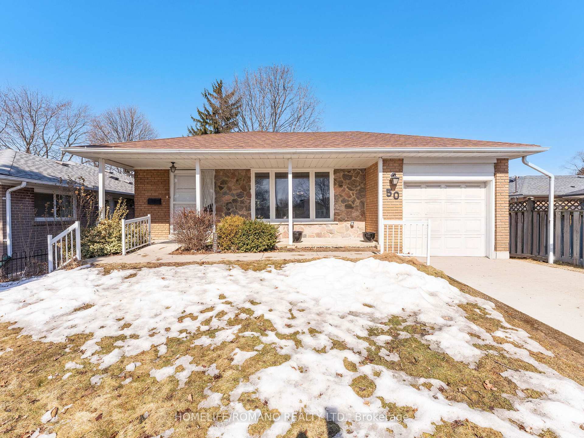 50 Wareside Rd Road, Toronto, ON M9C 3B3
