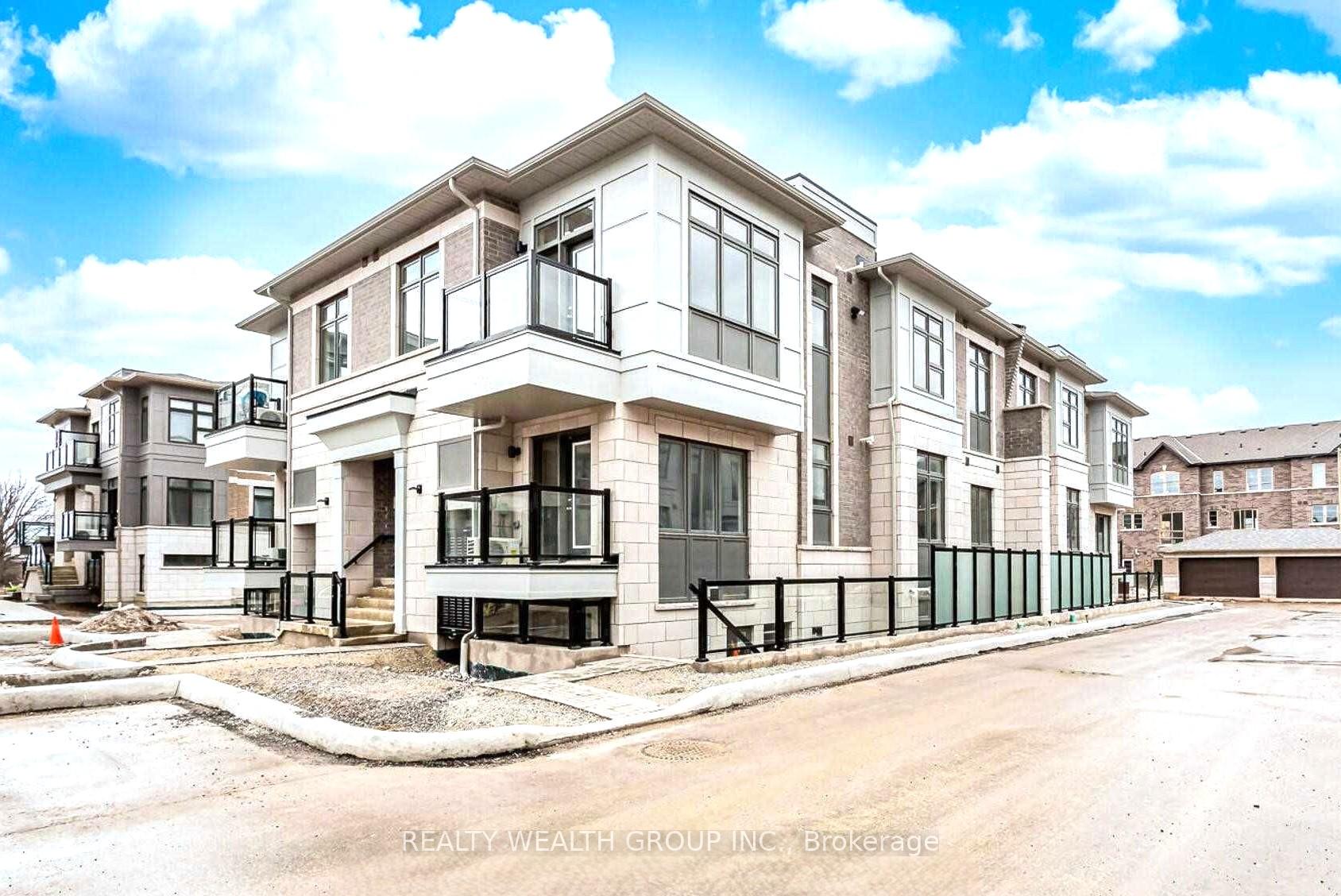 501 - 40 Halliford Place, Brampton, ON L6P 4R1