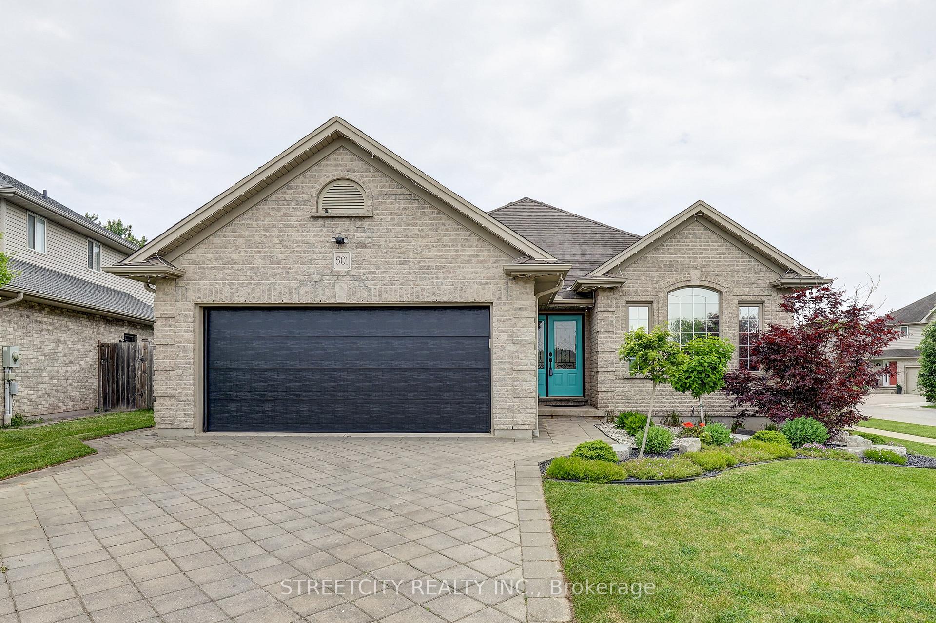 501 Darcy Drive, Strathroy-Caradoc, ON N7G 4K9