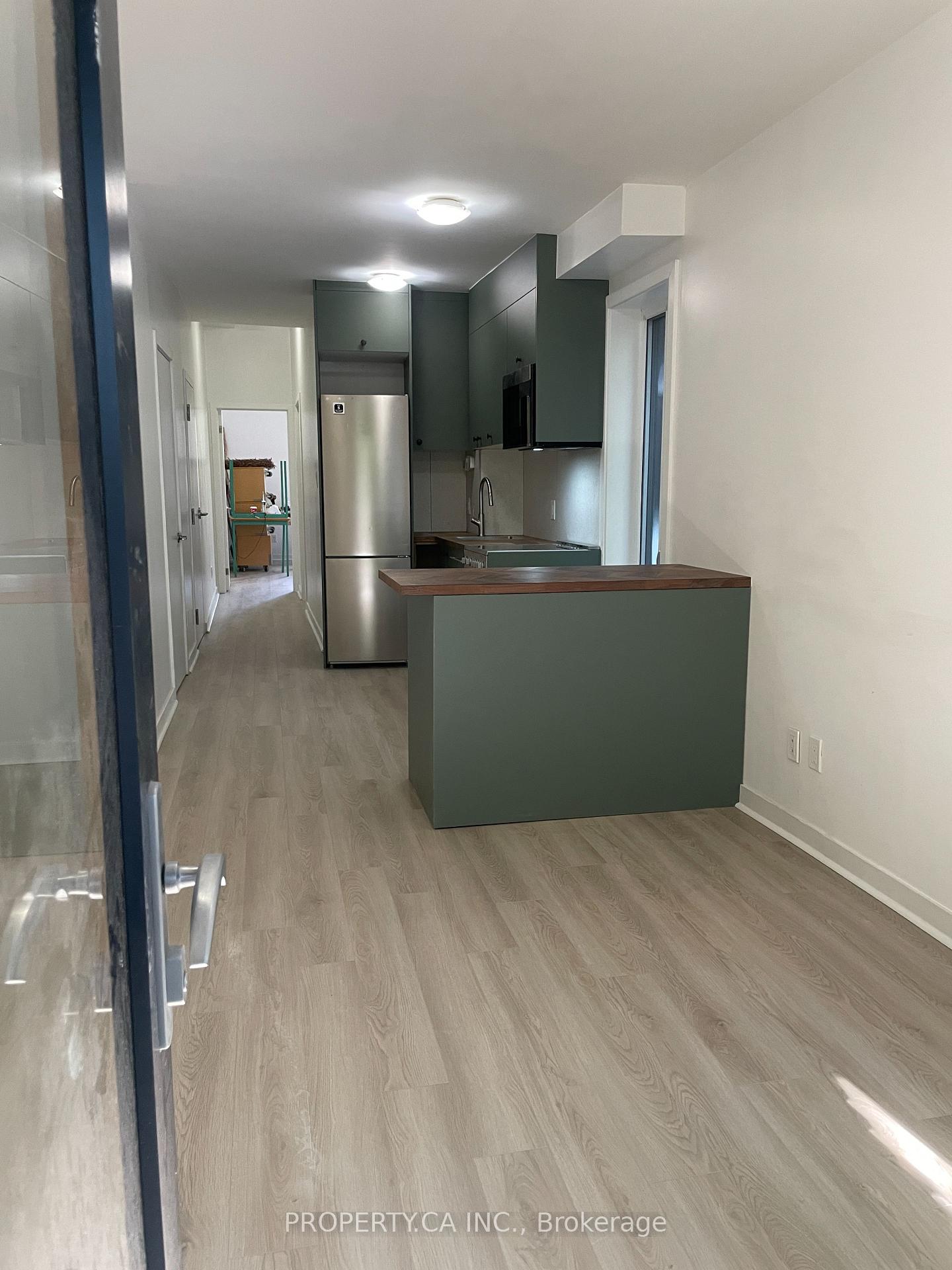 Main - 501 Queen Street E, Toronto, ON M5A 1V1