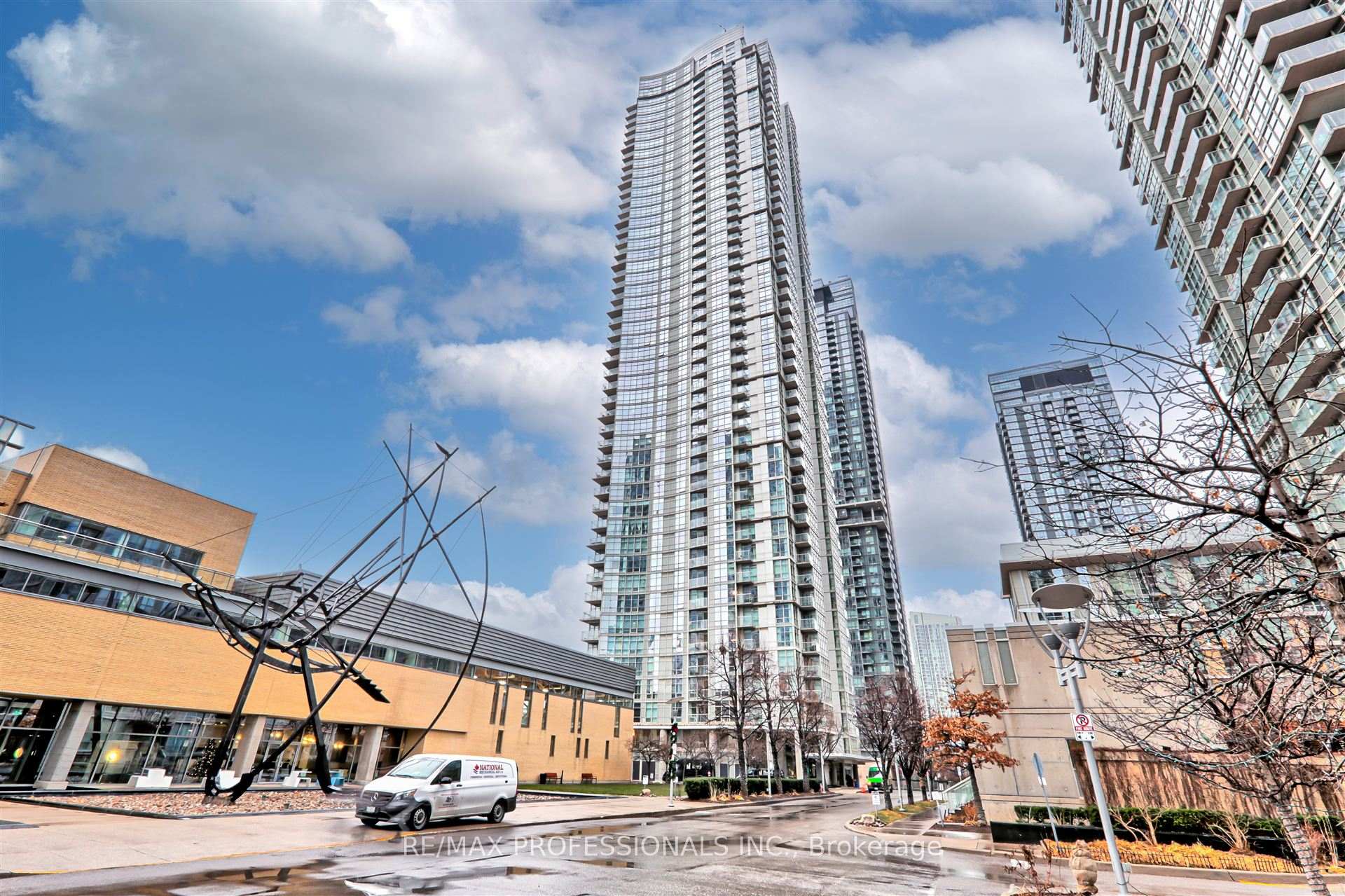5011 - 35 Mariner Terrace, Toronto, ON M5V 3V9