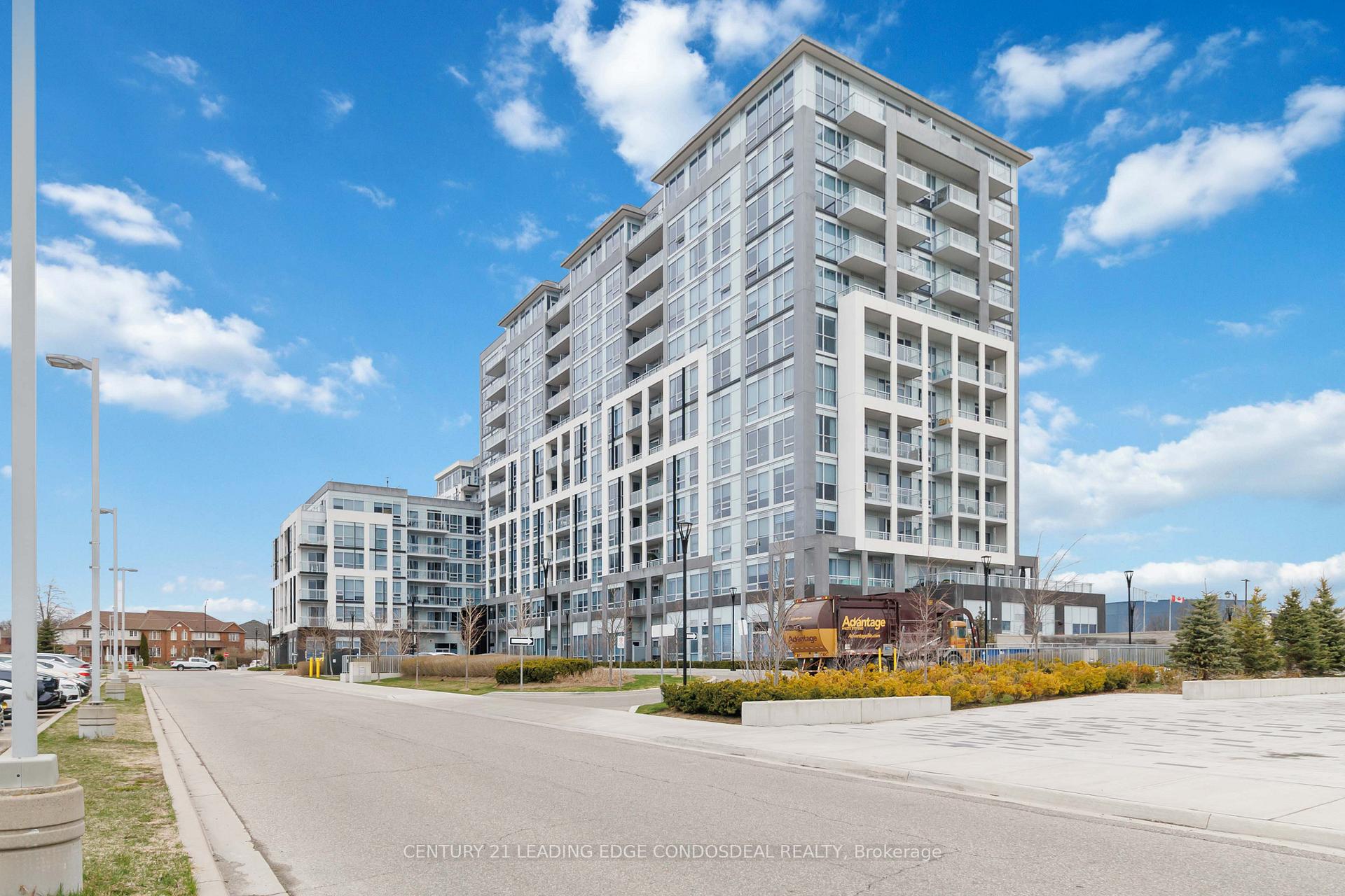 502 - 1050 Main Street E, Milton, ON L9T 9M3