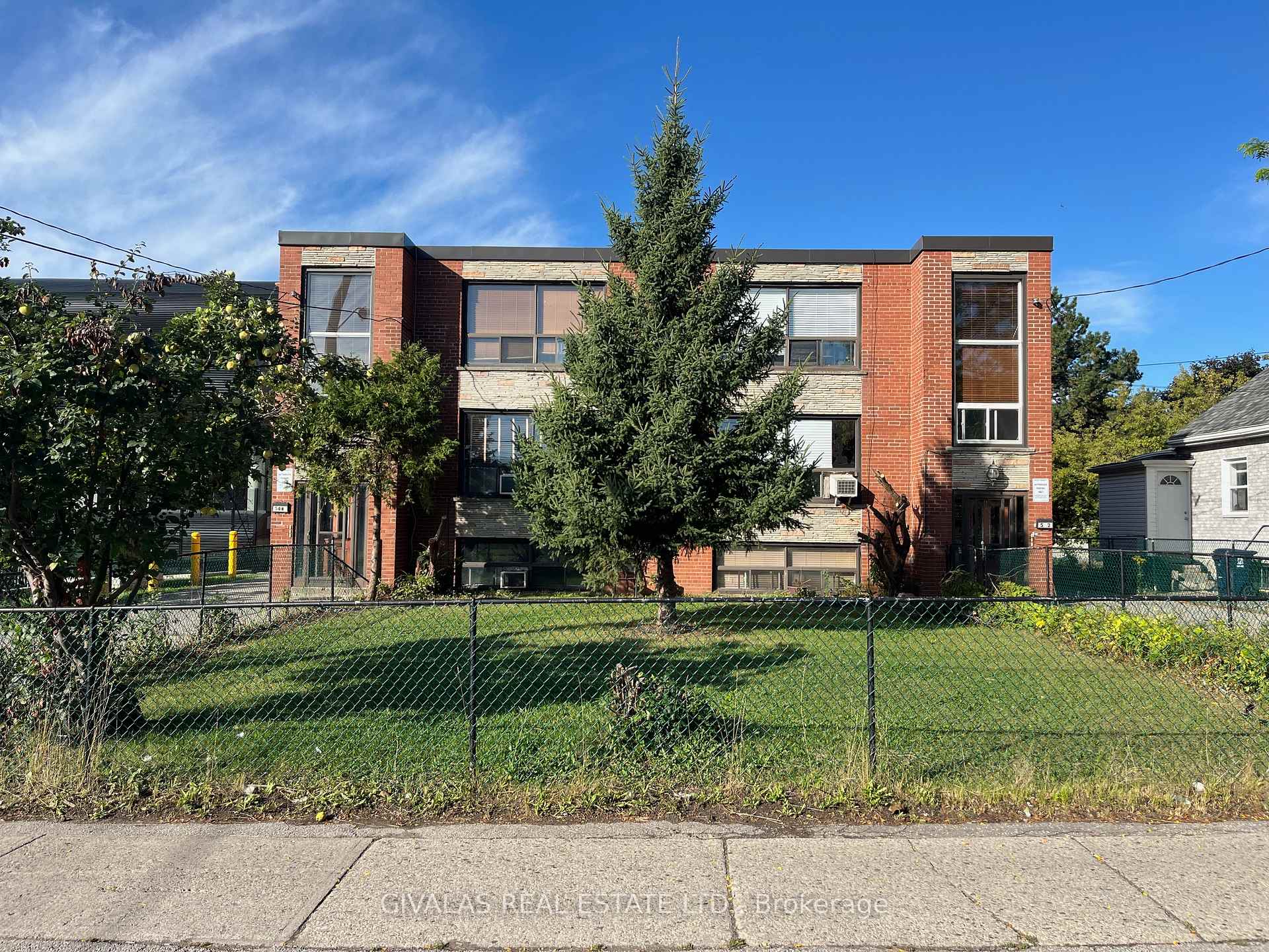 502 Birchmount Road, Toronto, ON M1K 1N8