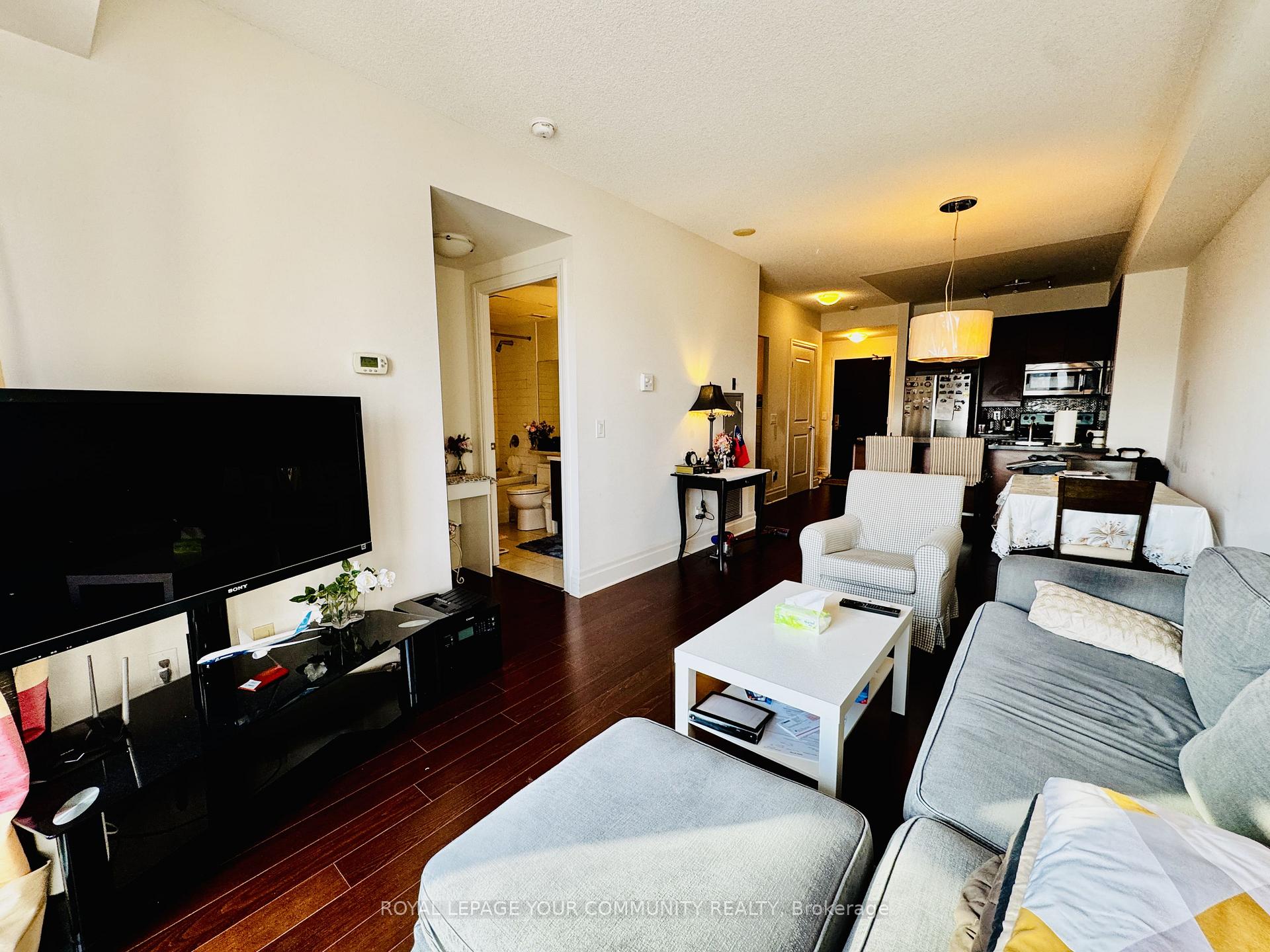 503 - 111 UPPER DUKE Crescent, Markham, ON L6G 0C8