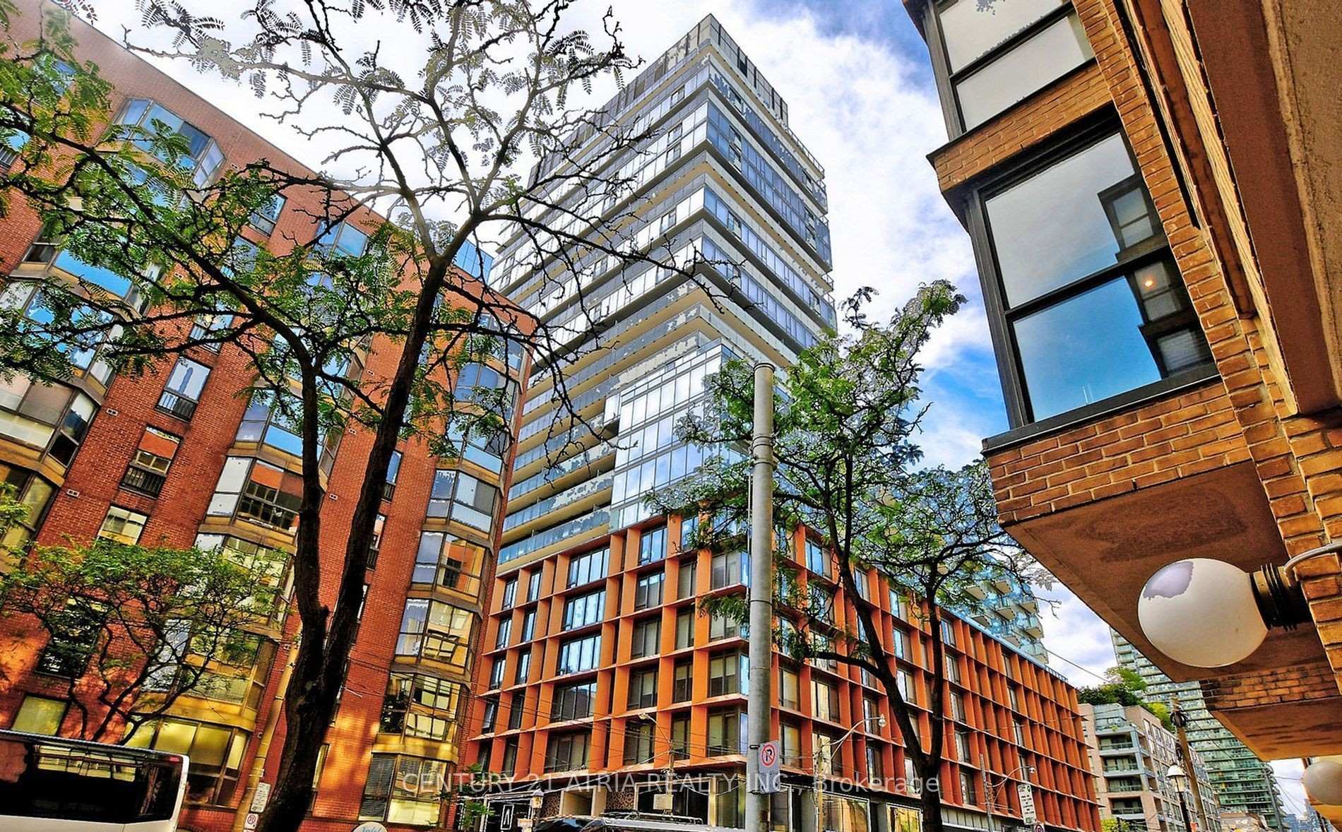 504 - 60 Colborne Street, Toronto, ON M5E 1E3
