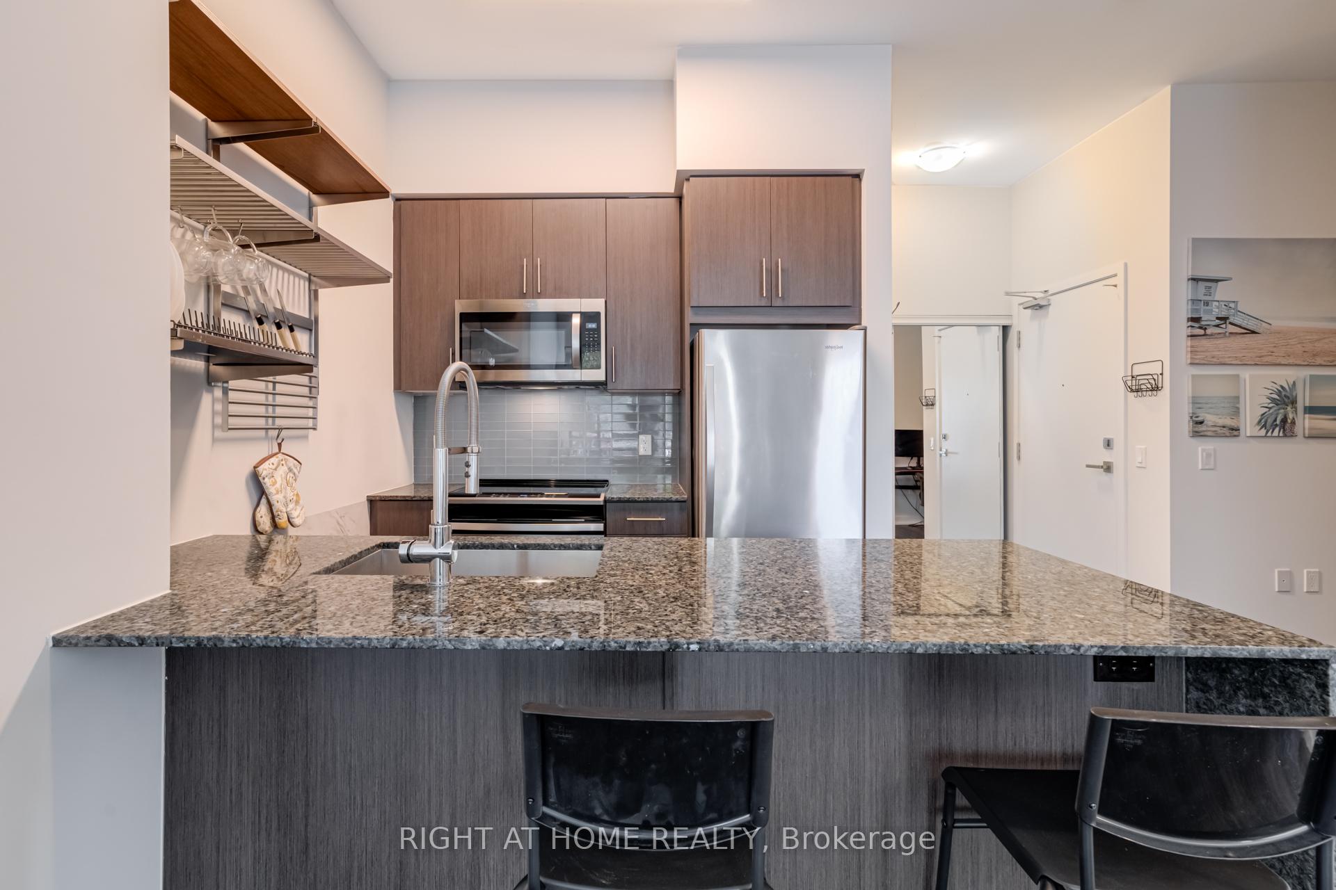 505 - 4085 Parkside Village Drive, Mississauga, ON L5B 0K9