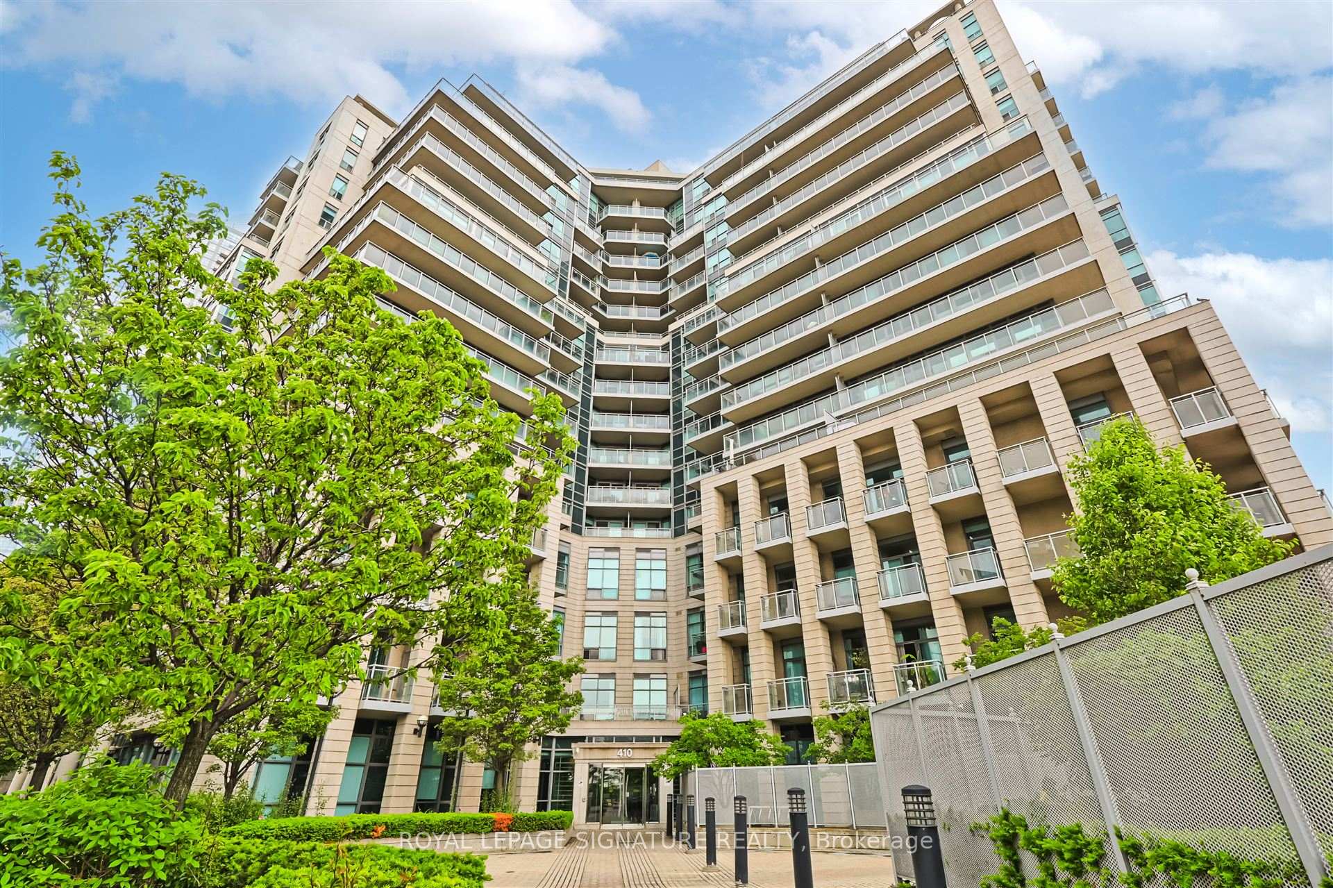 505 - 410 Queens Quay W, Toronto, ON M5V 3T1