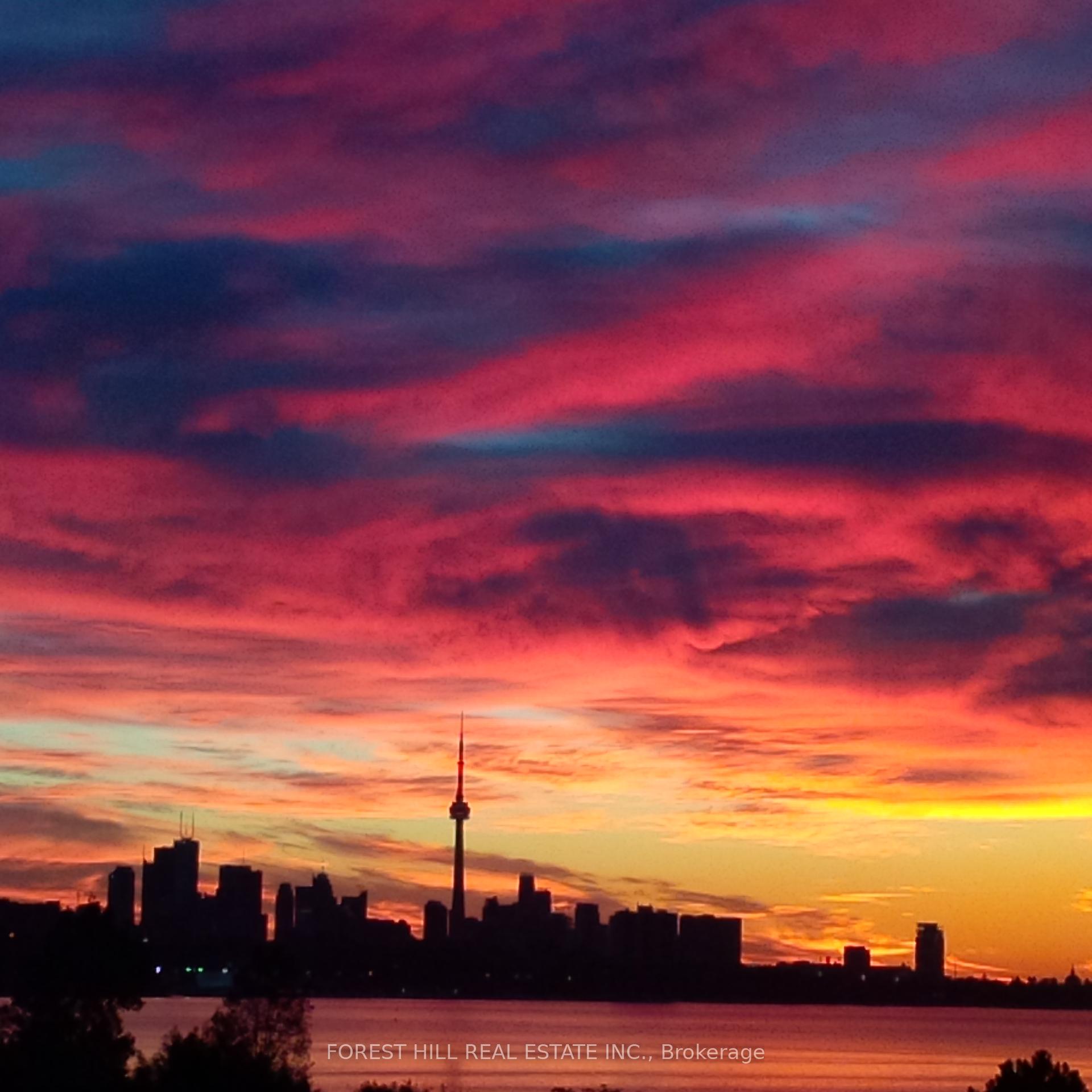 505 - 80 Palace Pier Court, Toronto, ON M8V 4C1