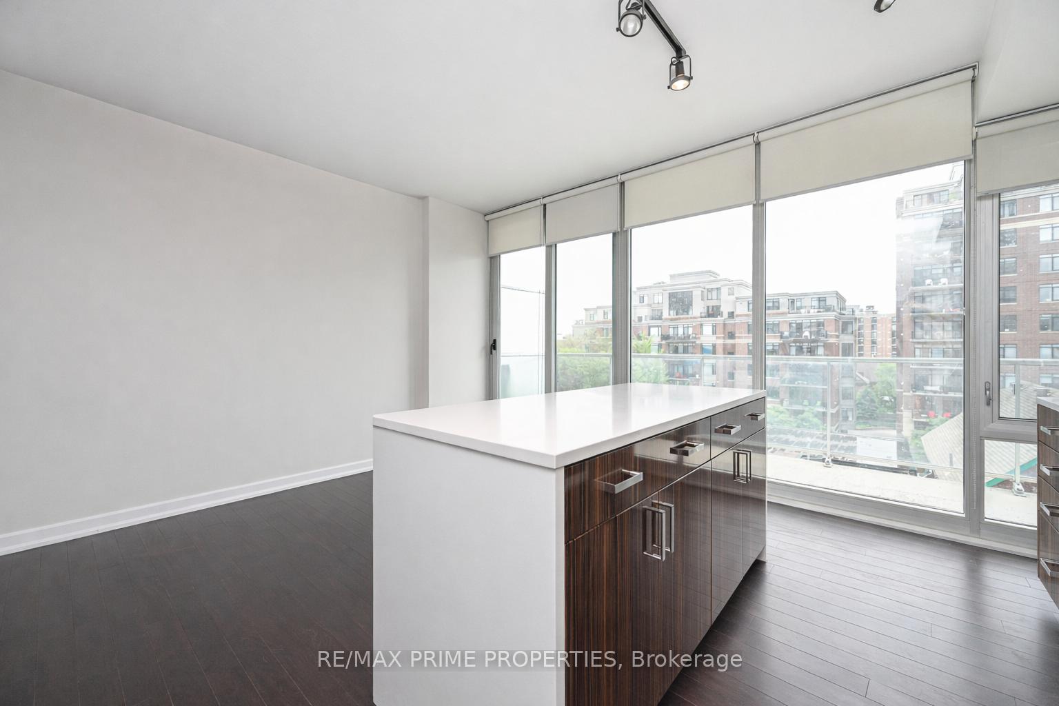 506 - 300 Lisgar Street, Ottawa Centre, ON K2P 0E2