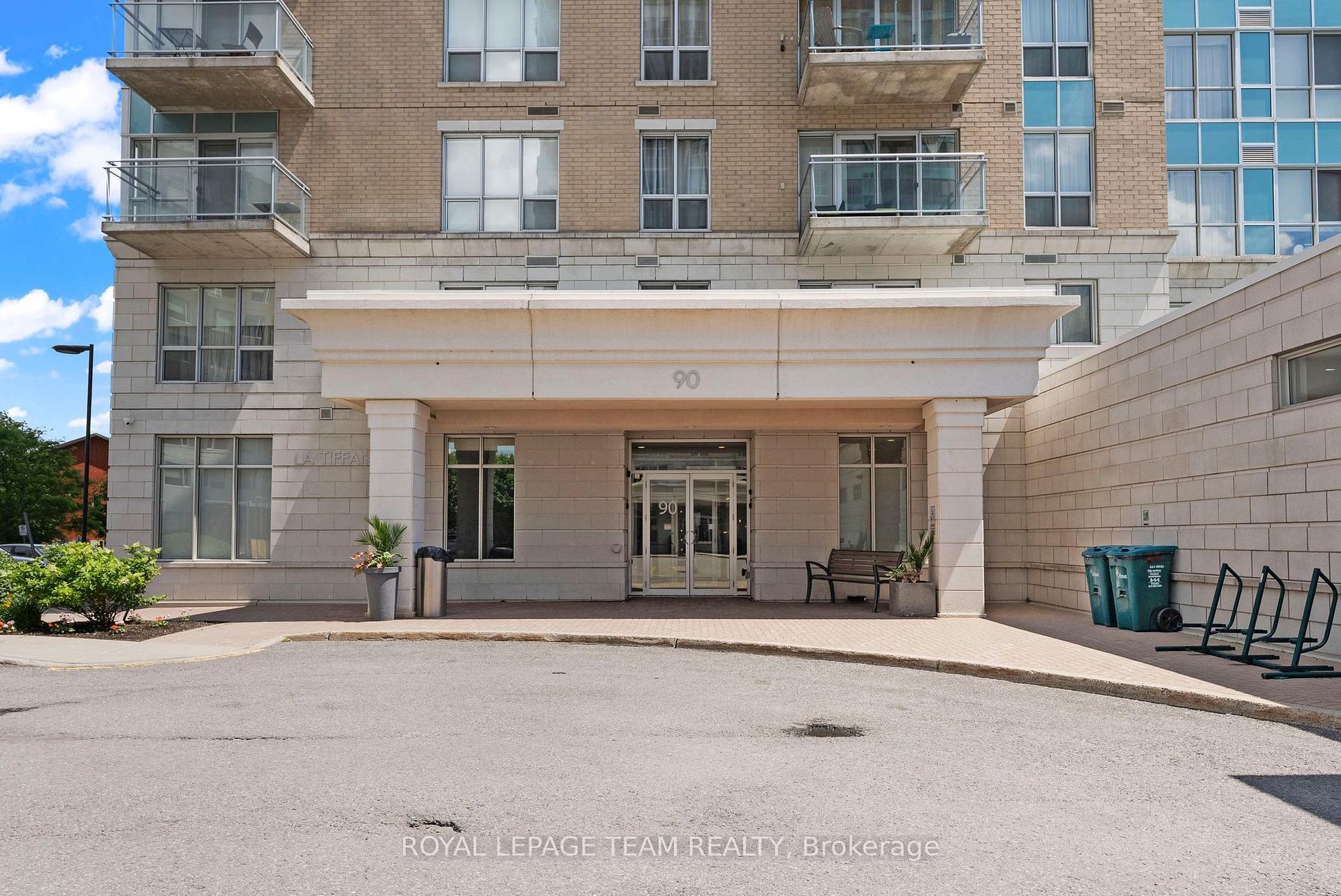 506 - 90 Landry Street, Vanier and Kingsview Park, ON K1L 0A9