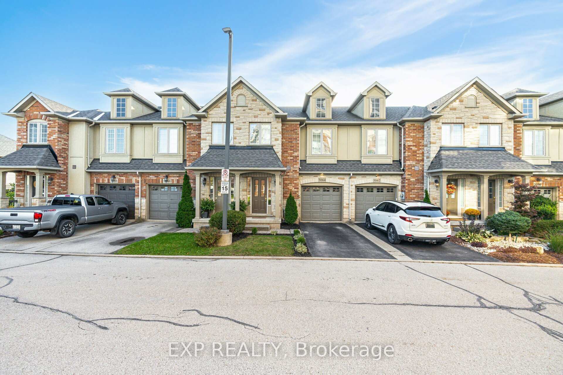 5064 Mercer Common, Burlington, ON L7L 0A4