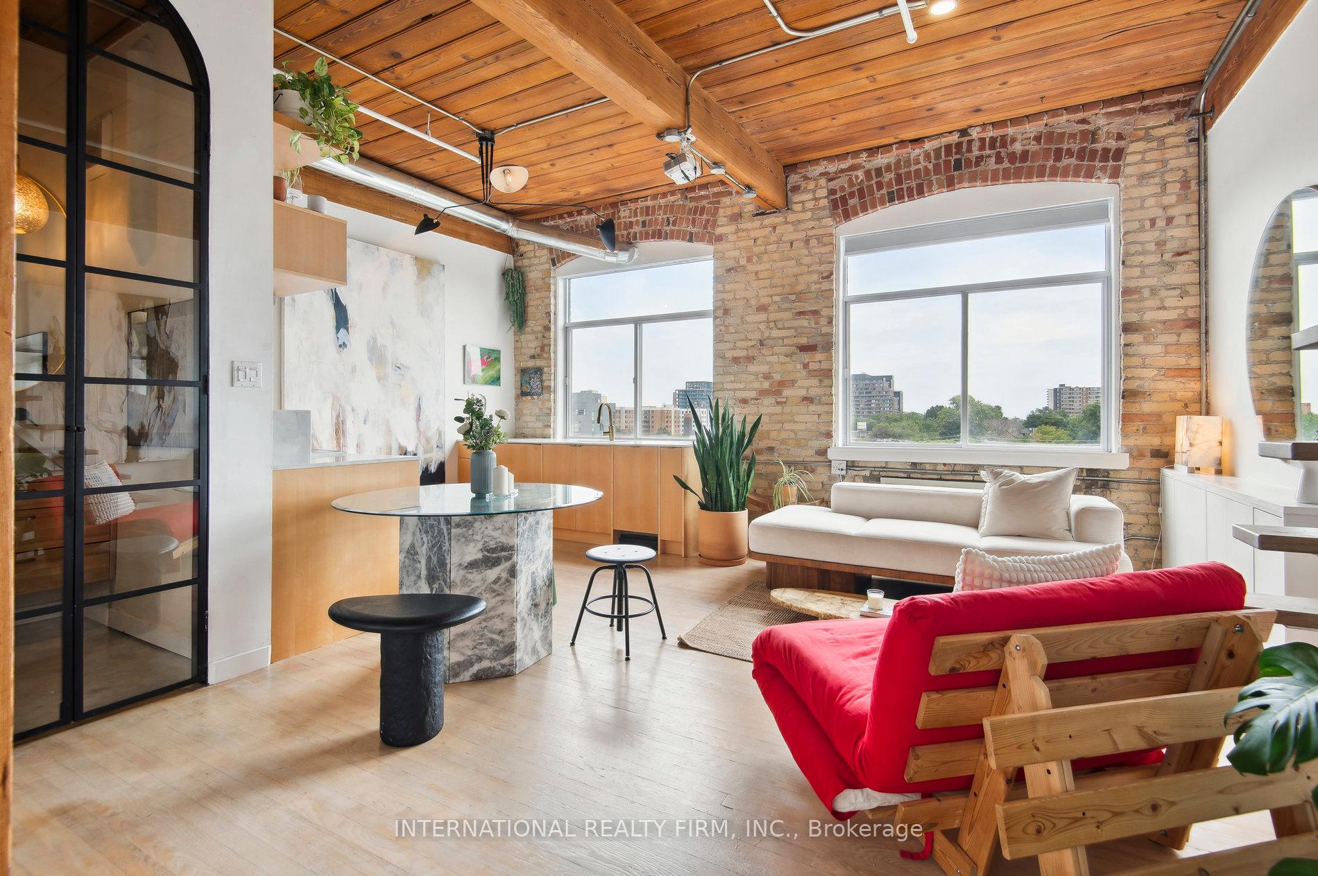 507 - 24 Noble Street, Toronto, ON M6K 2C8