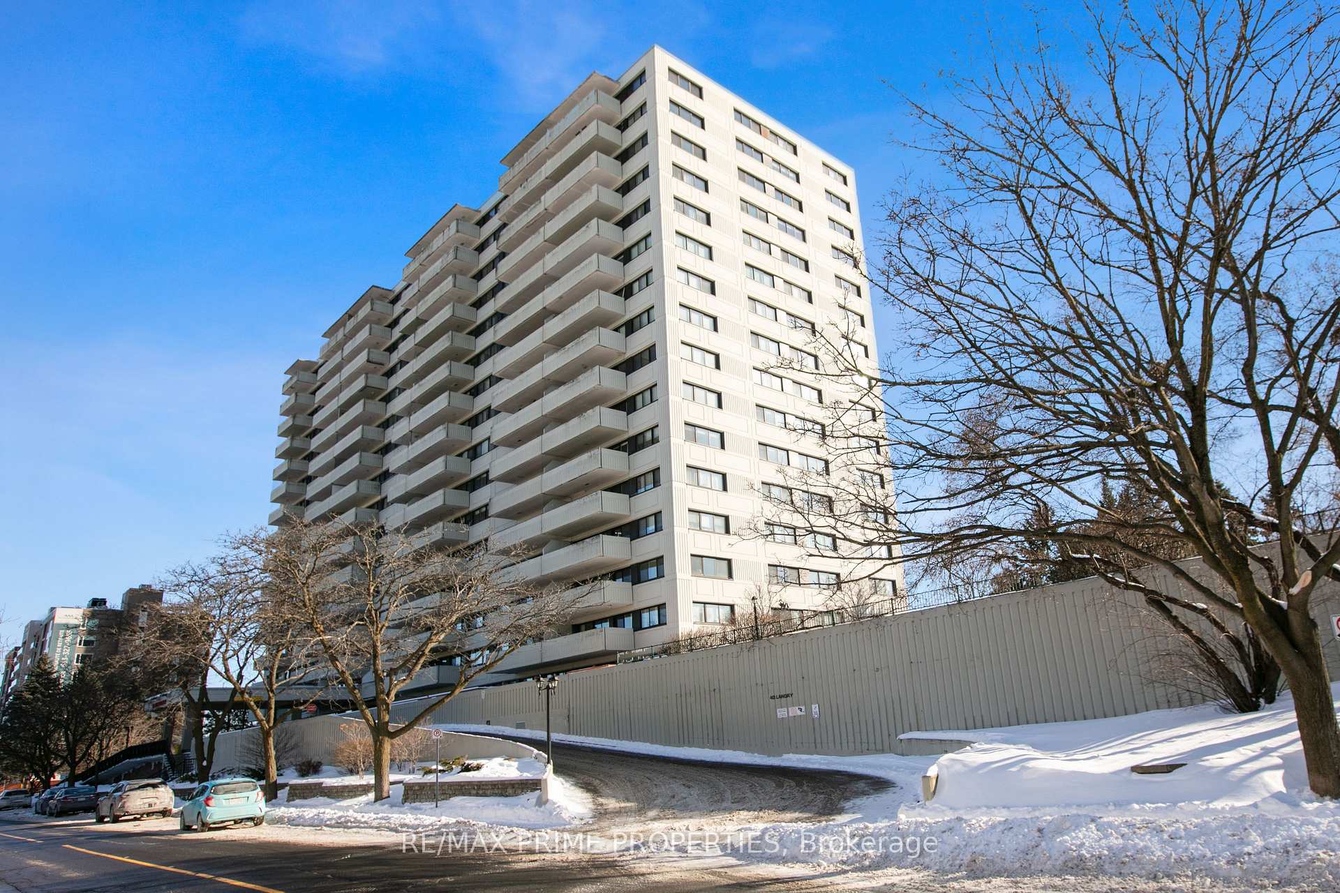 507 - 40 Landry Street, Vanier and Kingsview Park, ON K1L 8K4