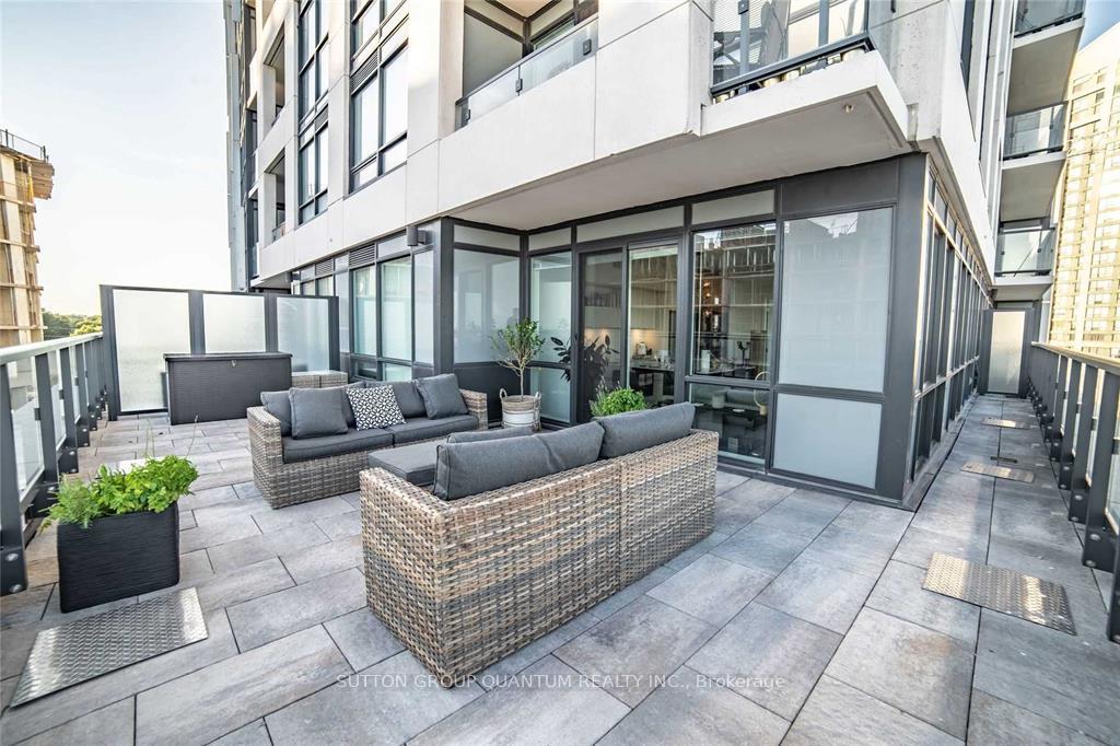 509 - 20 Thomas Riley Road, Toronto, ON M9B 1B1