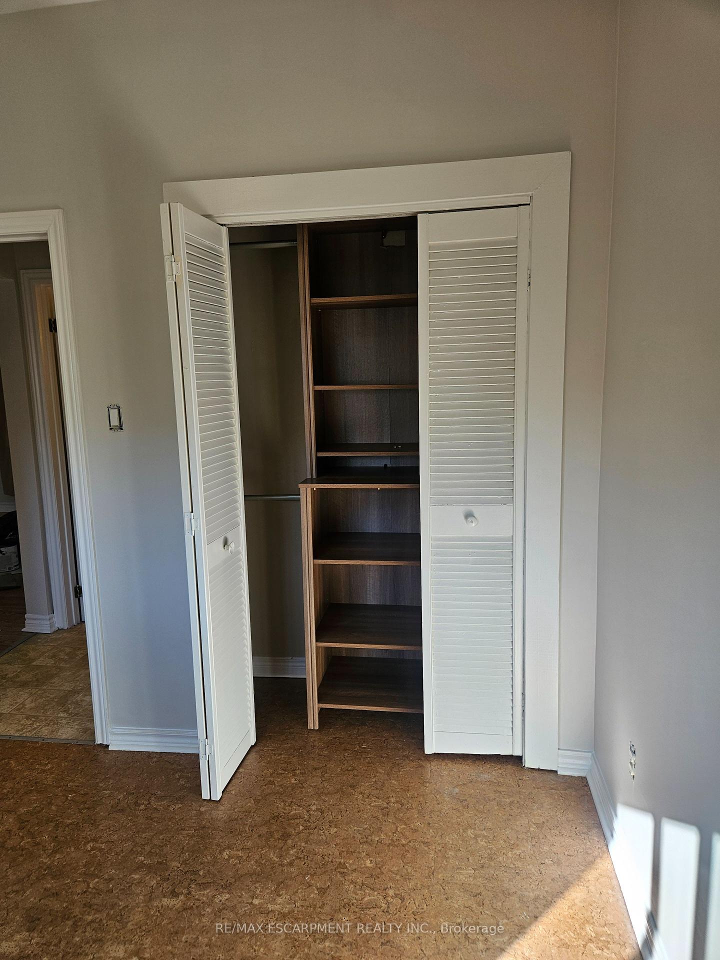 509 COCHRANE Road, Hamilton, ON L8K 3H4