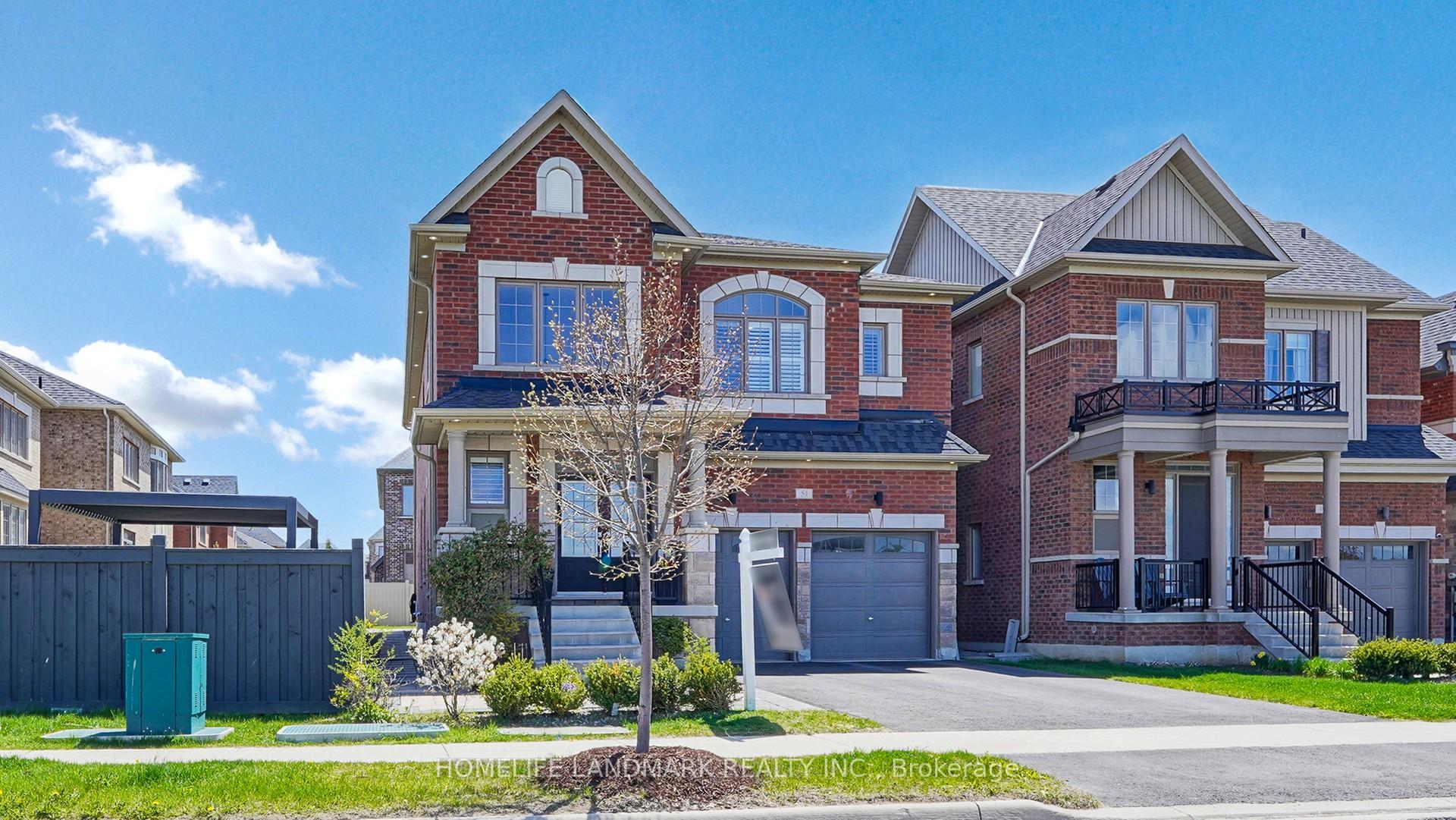 51 Crimson King Way, East Gwillimbury, ON L9N 0V1