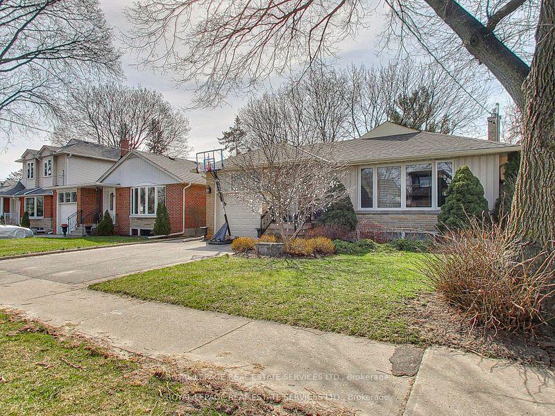 Lower - 51 Norseman Street, Toronto, ON M8Z 2P7