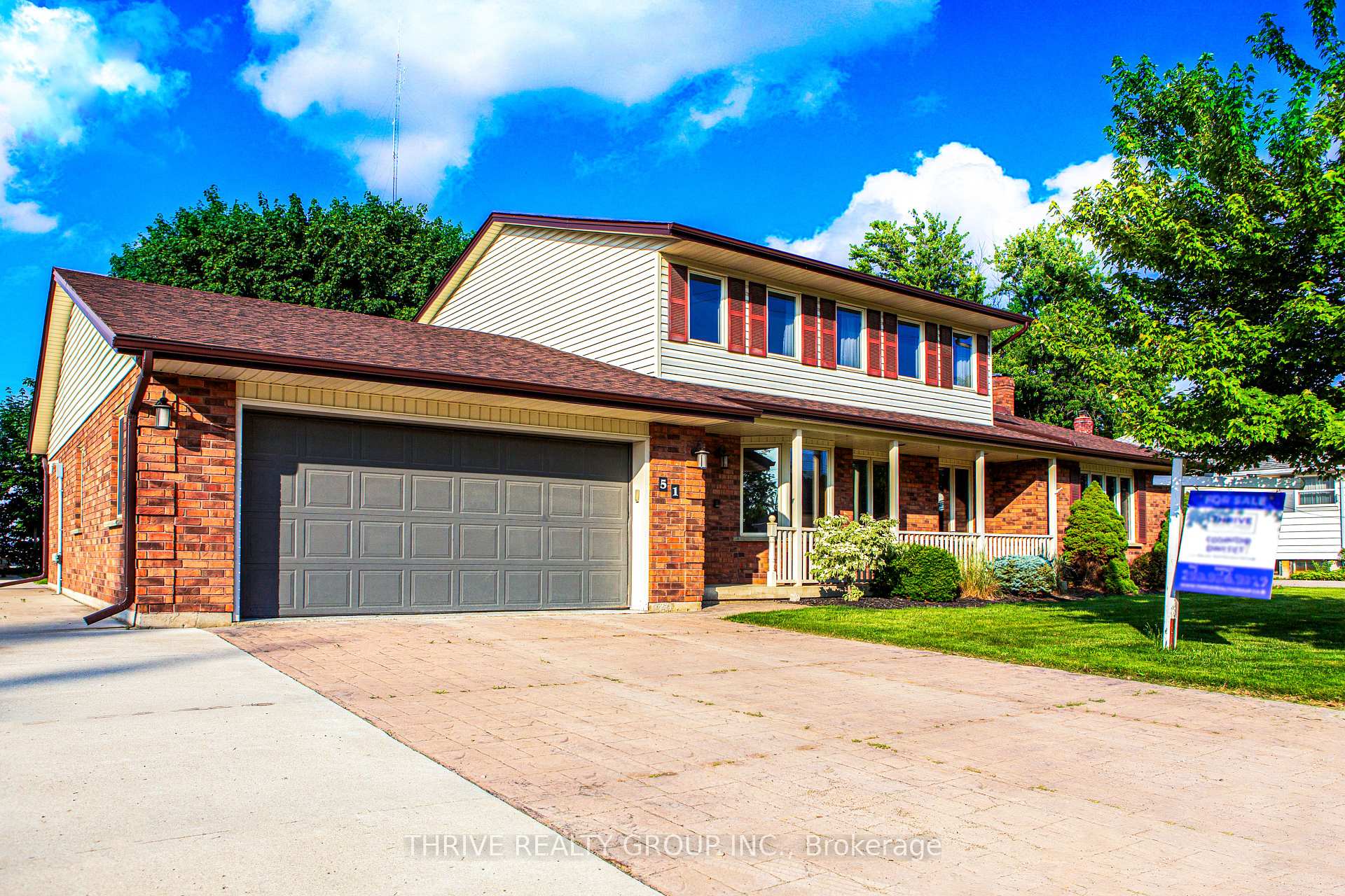 51 Queen Street, Strathroy-Caradoc, ON N7G 2H5