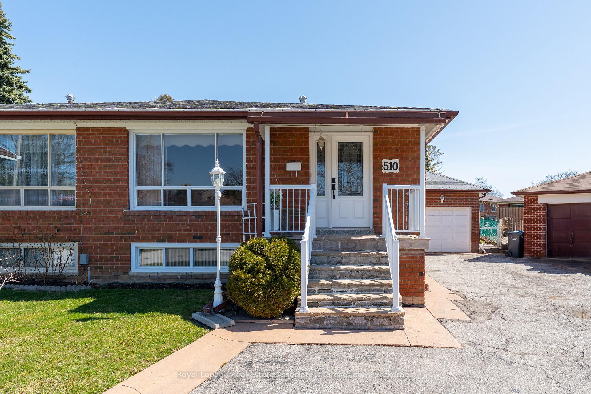 510 Ettridge Court, Mississauga, ON L5G 1W6