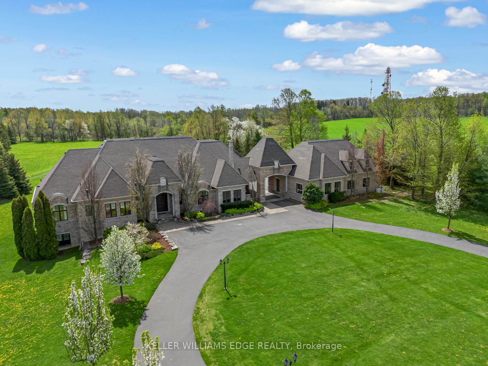 5100 14 Side Road, Milton, ON L9T 2Y1