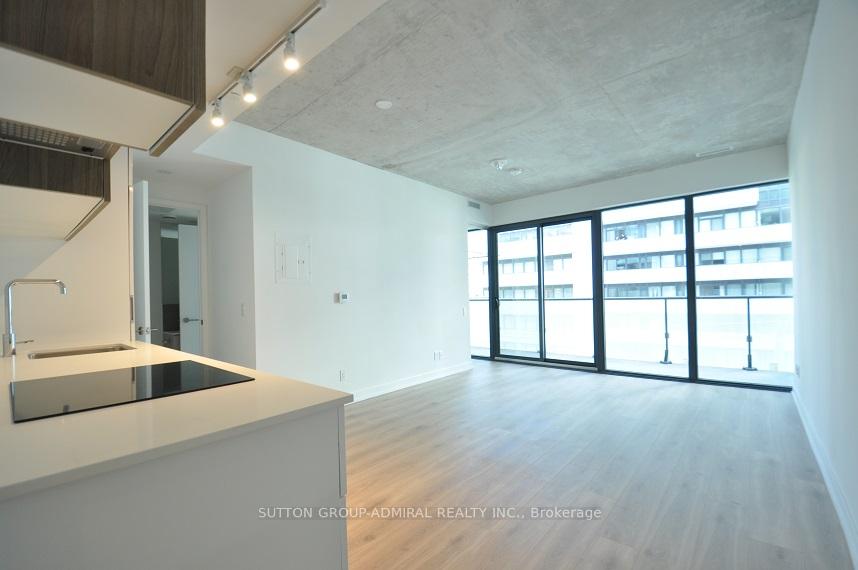 511 - 161 Roehampton Avenue, Toronto, ON M4P 0C8