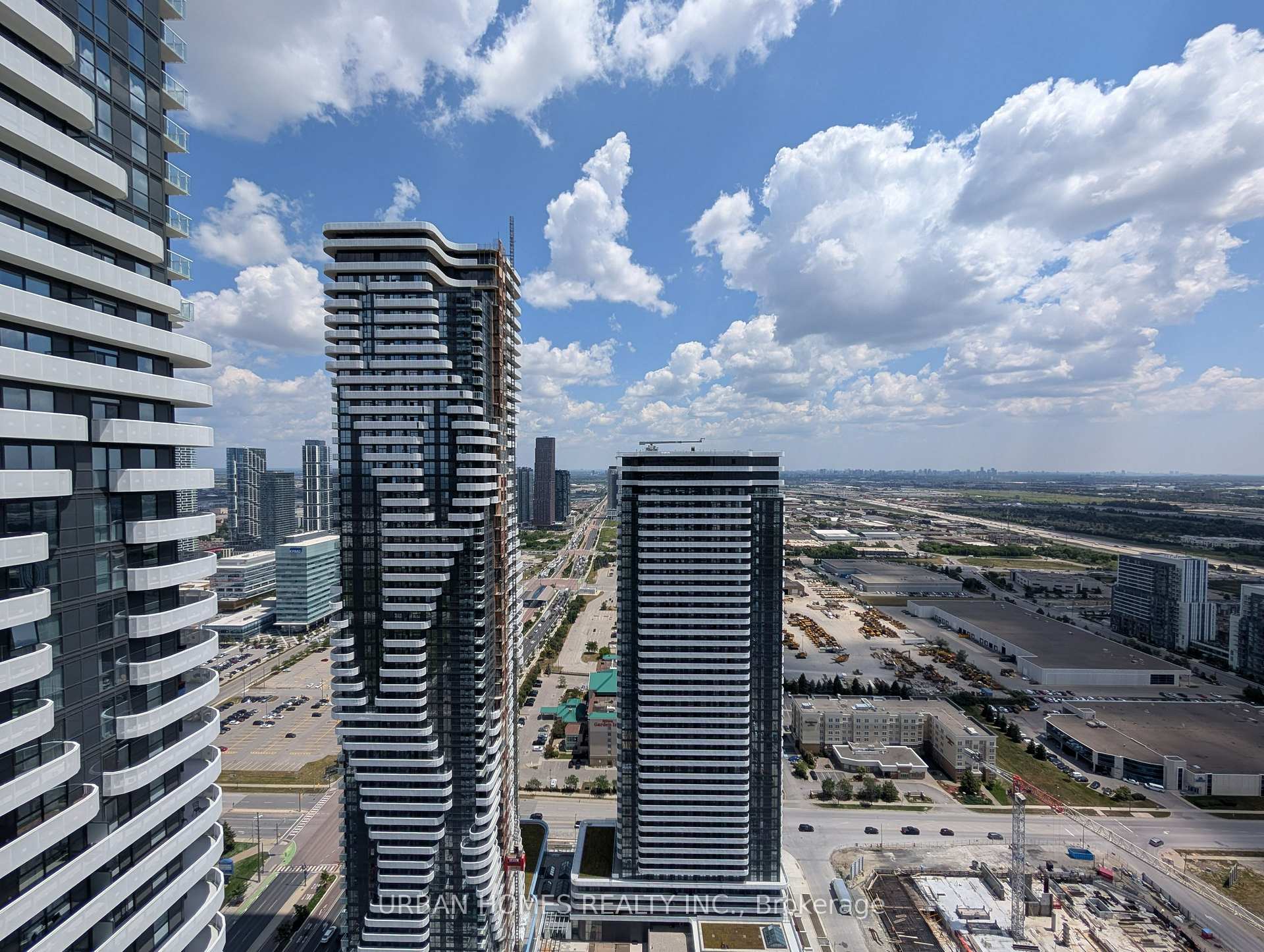 5115 - 195 Commerce Street, Vaughan, ON L4K 0R1