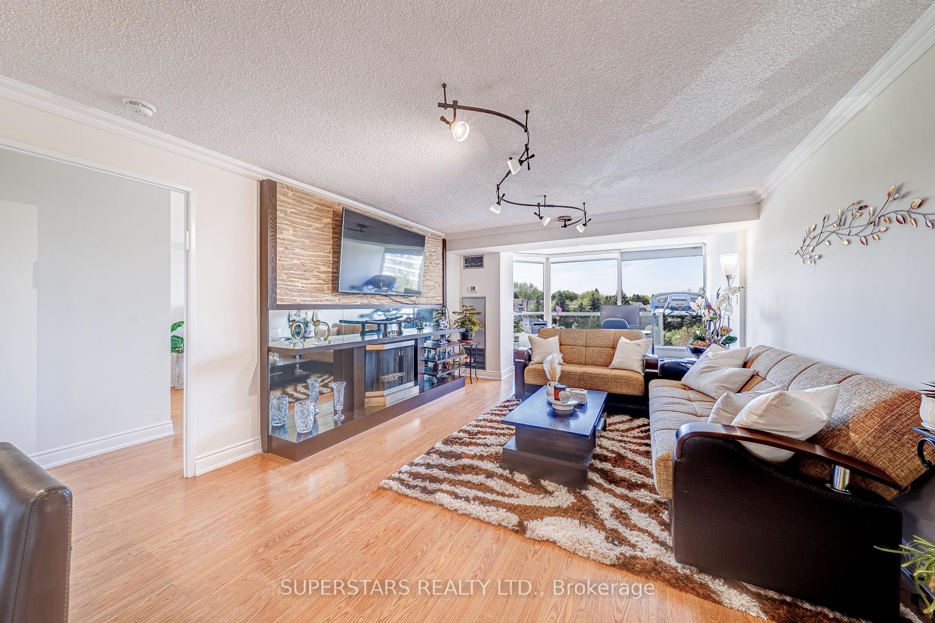 512 - 7300 Yonge Street, Vaughan, ON L4J 7Y5