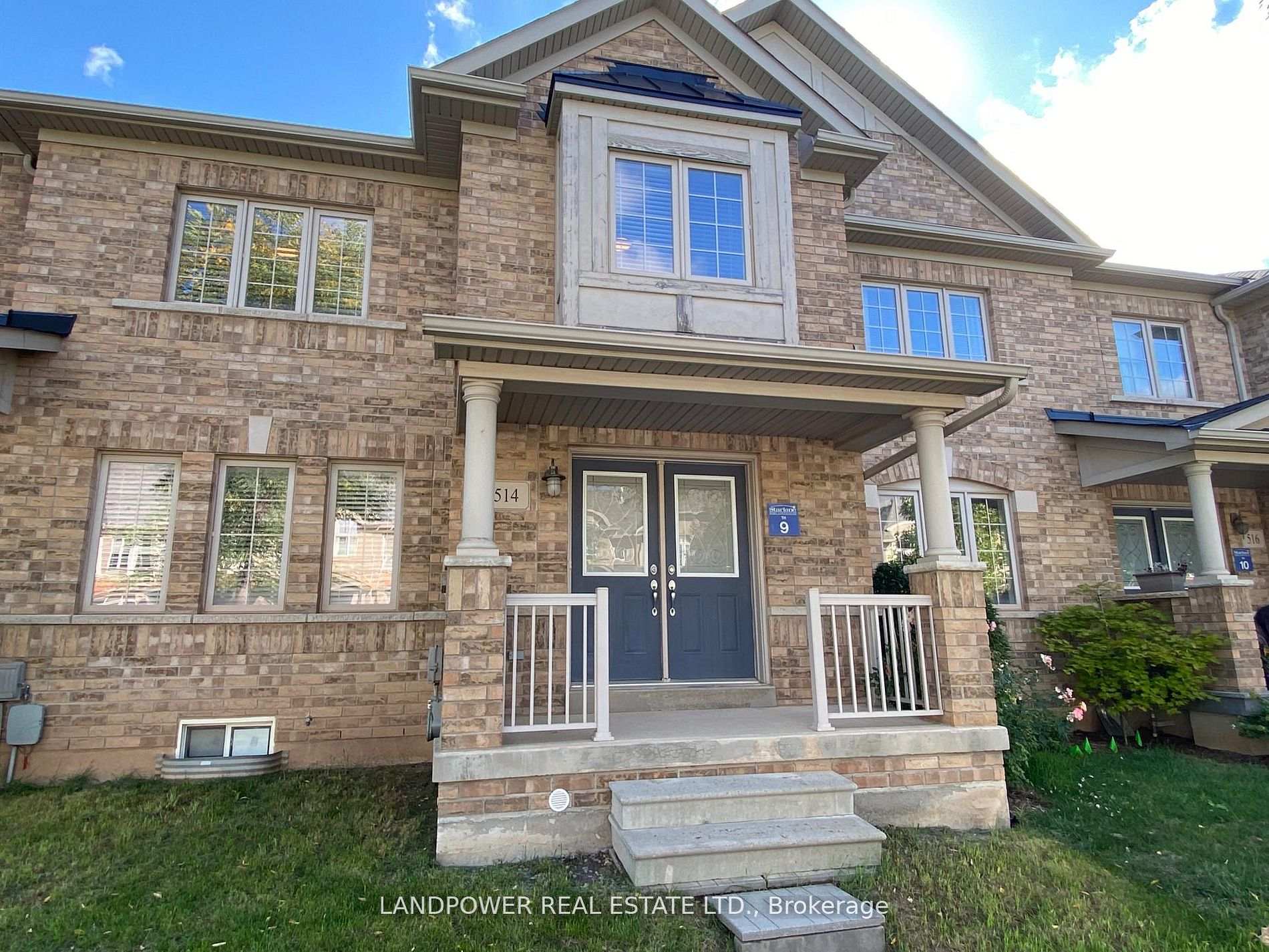 514 Sixteen Mile Drive, Oakville, ON L6M 0R2