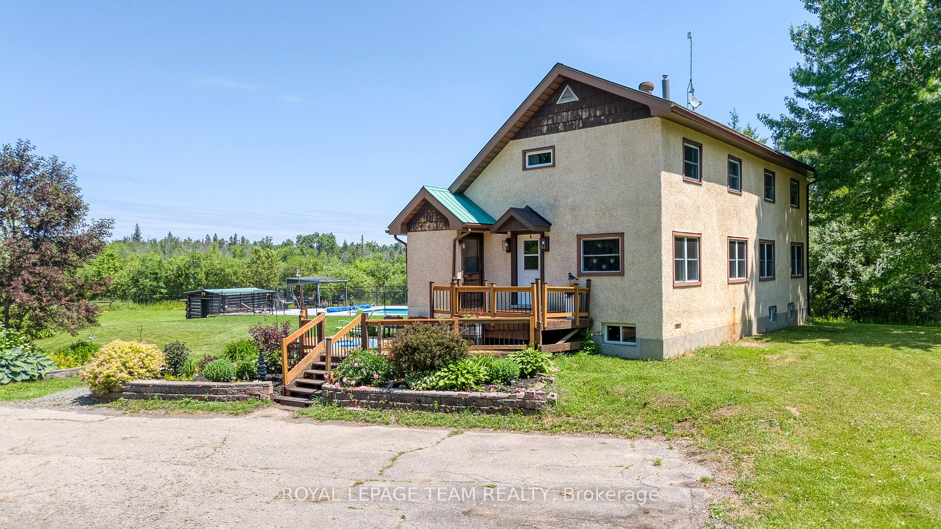5150 Roger Stevens Road, Montague, ON K7A 4S6