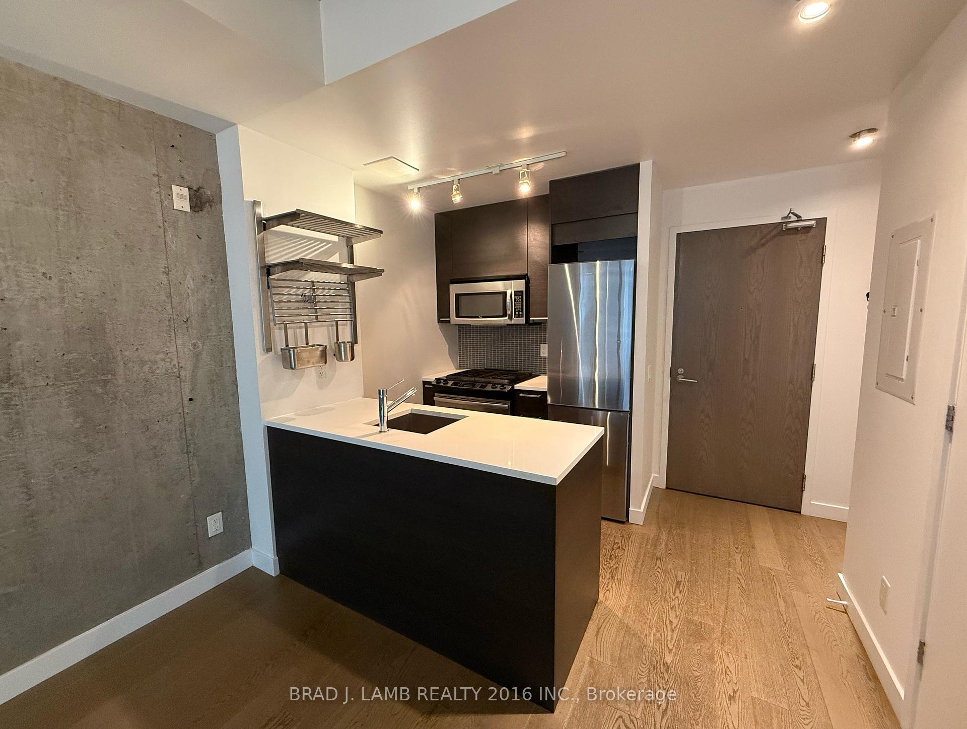 516 - 90 Broadview Avenue, Toronto, ON M4M 3H3