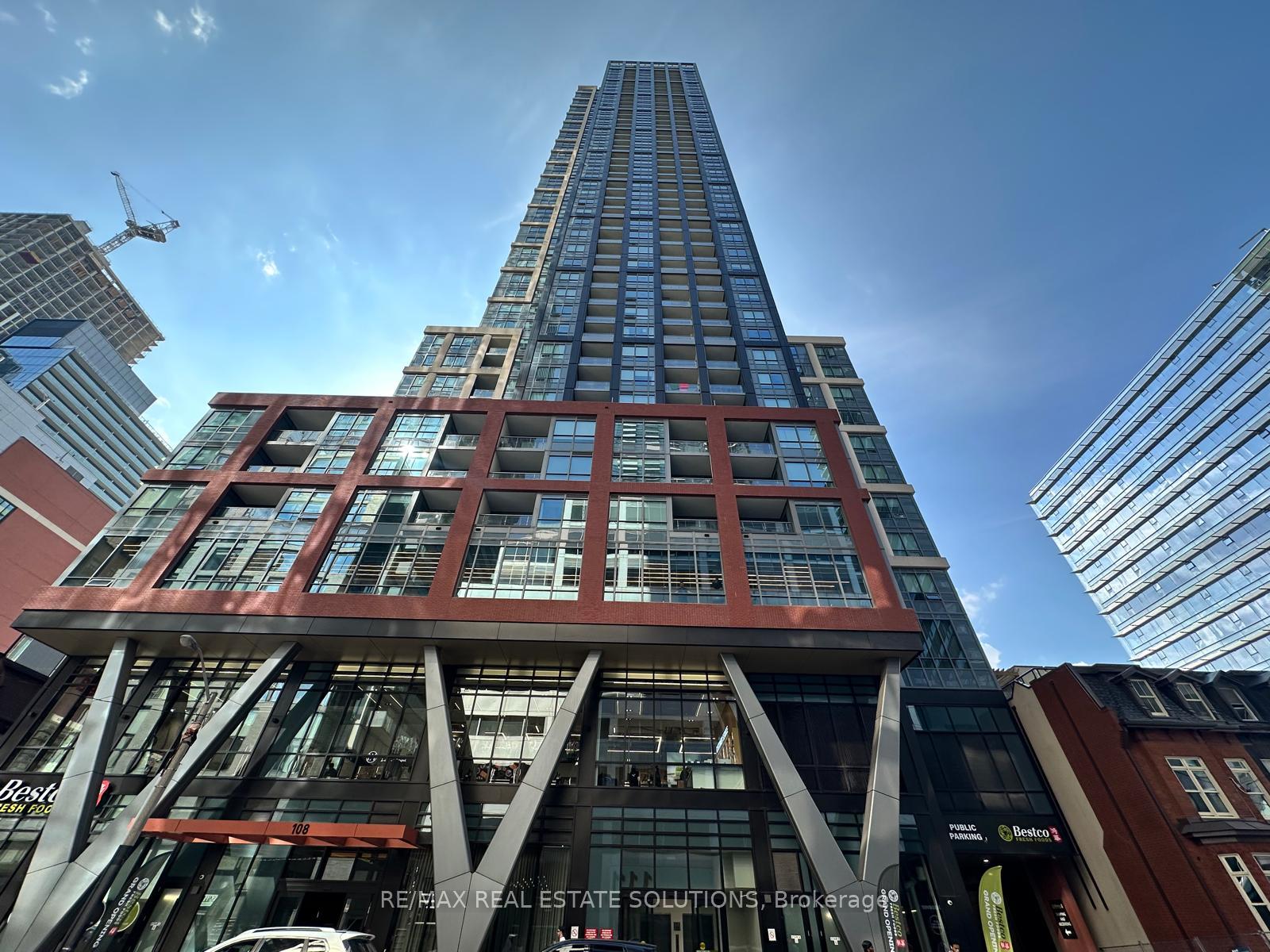 517 - 108 Peter Street, Toronto, ON M5V 0W2