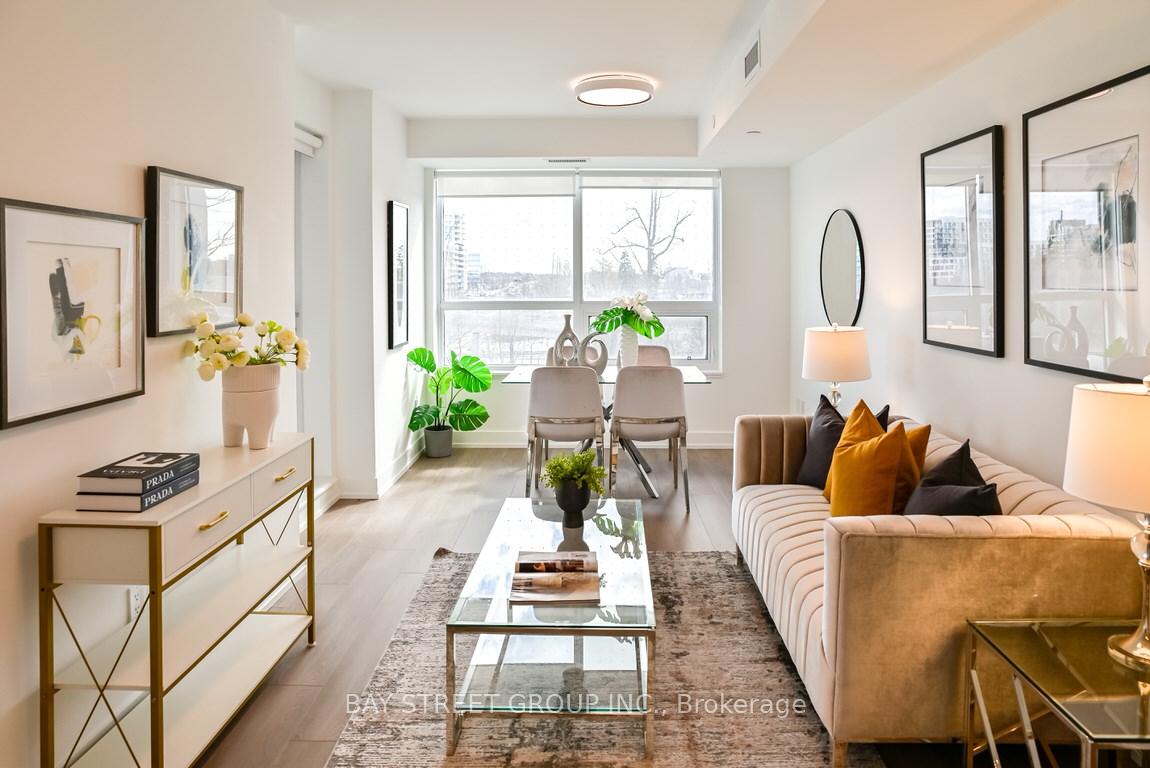 519 - 8 Cedarland Drive, Markham, ON L6G 0H4