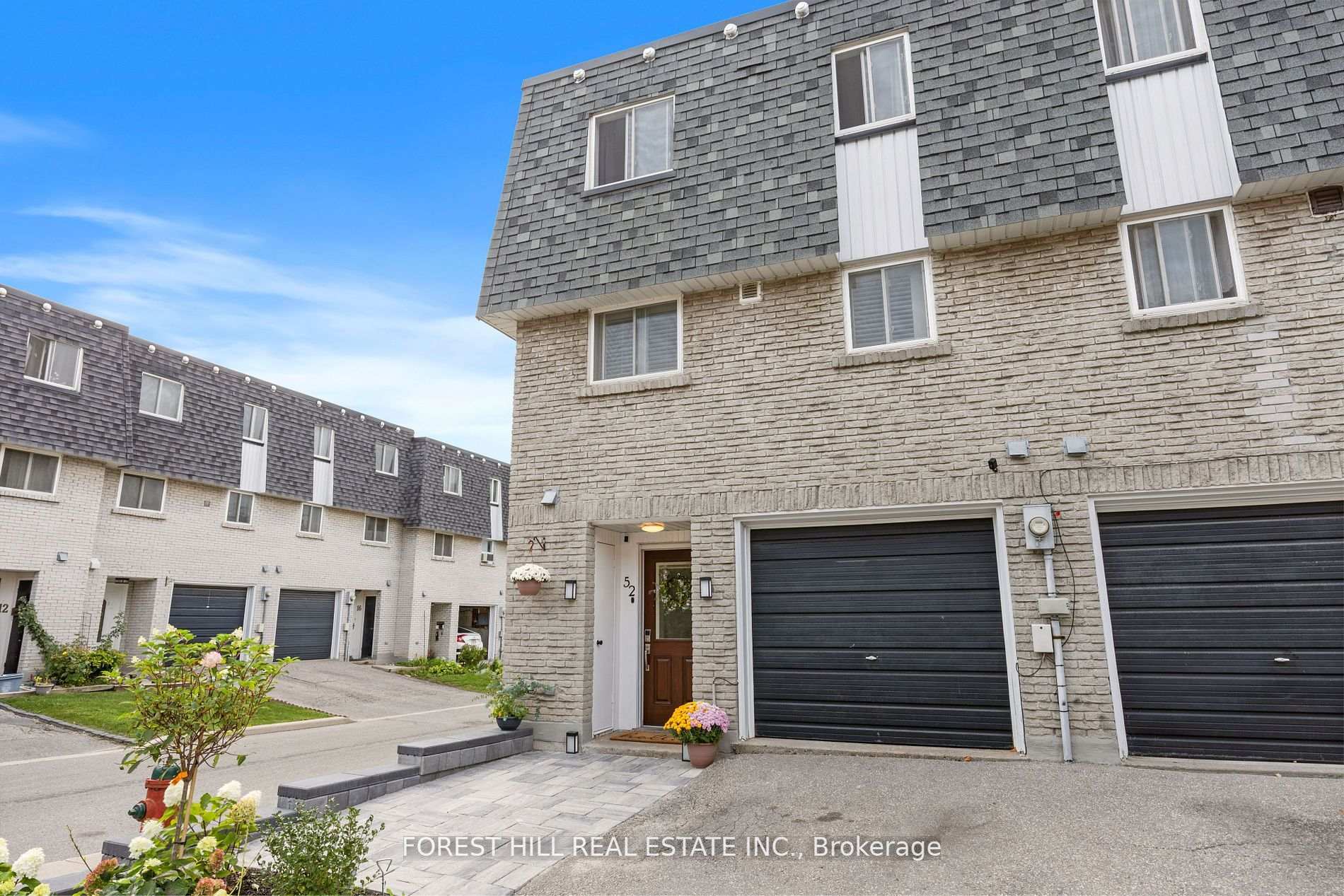 52 - 141 Clark Avenue, Markham, ON L3T 5G1