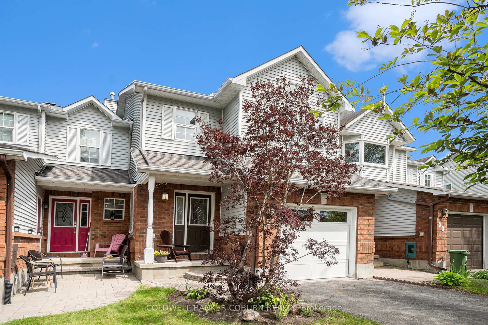 52 Blackdome Crescent, Kanata, ON K2T 1A9