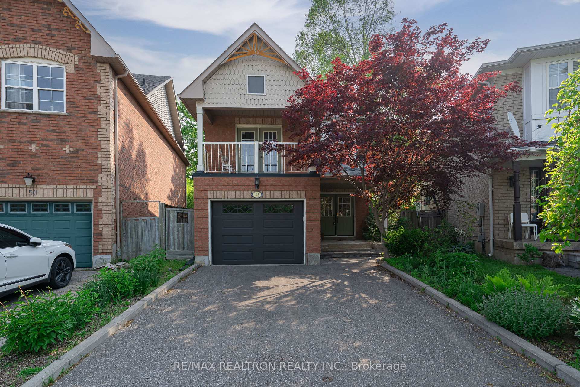 52 Carousel Crescent, Richmond Hill, ON L4E 3X6