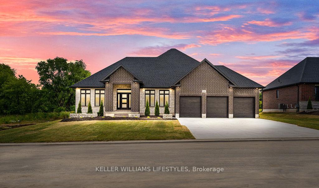 52 EAST GLEN Drive, Lambton Shores, ON N0M 1B0