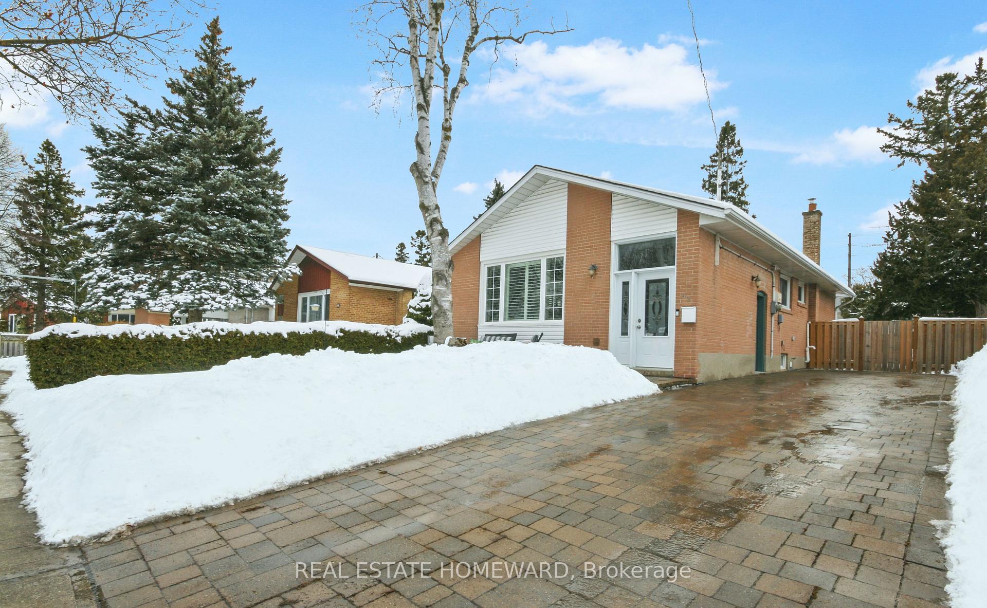 52 Golfhaven Drive, Toronto, ON M1G 2C9