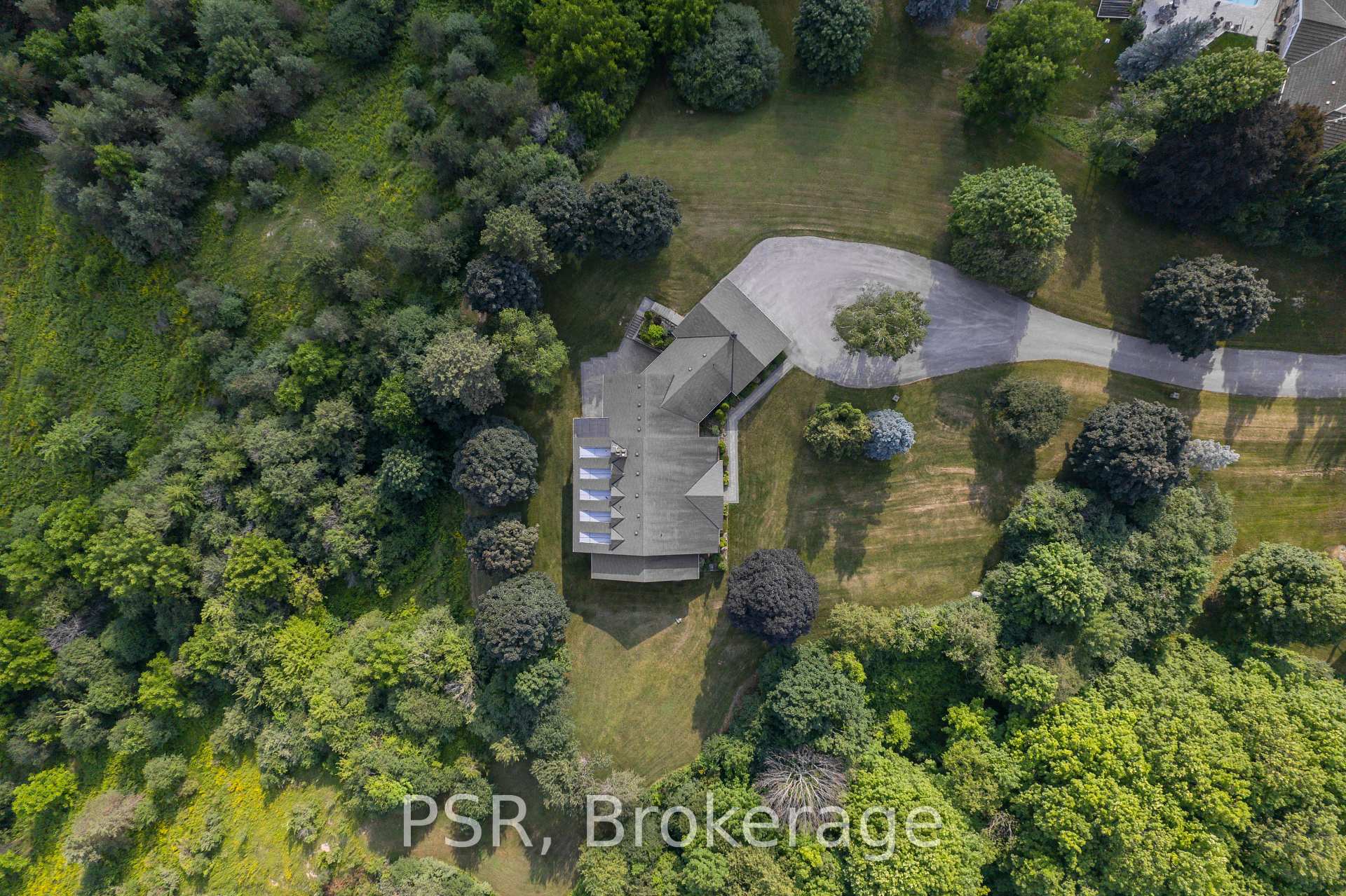 52 Ravendale Court, Vaughan, ON L0J 1C0