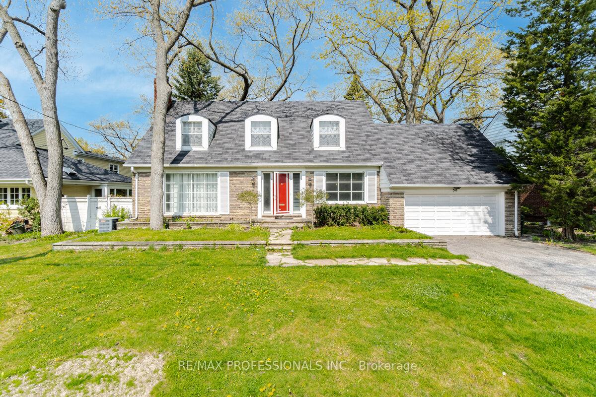 52 Valecrest Drive, Toronto, ON M9A 4P6