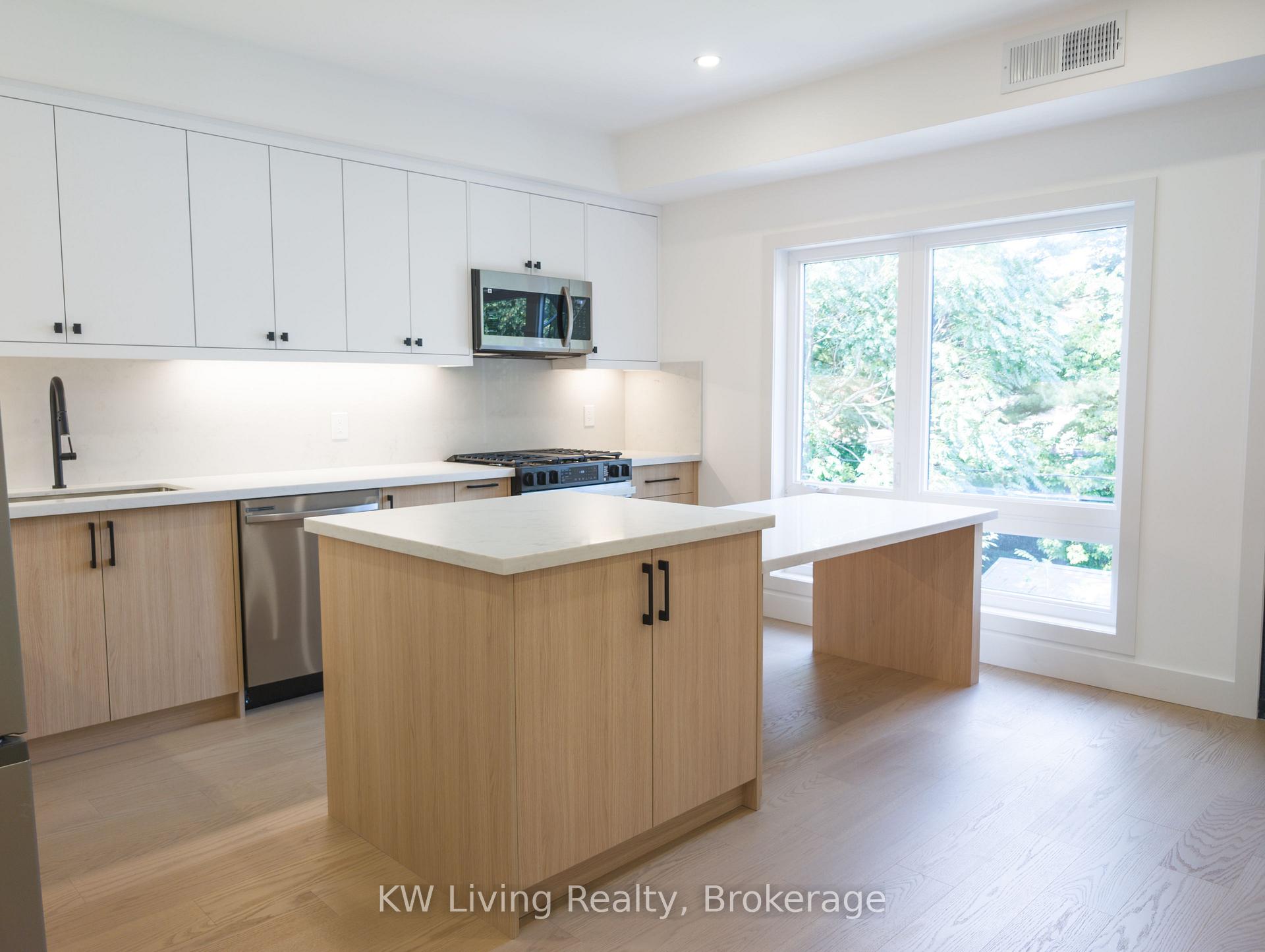 PH - 52 Vernon Street, Toronto, ON M6P 1T1