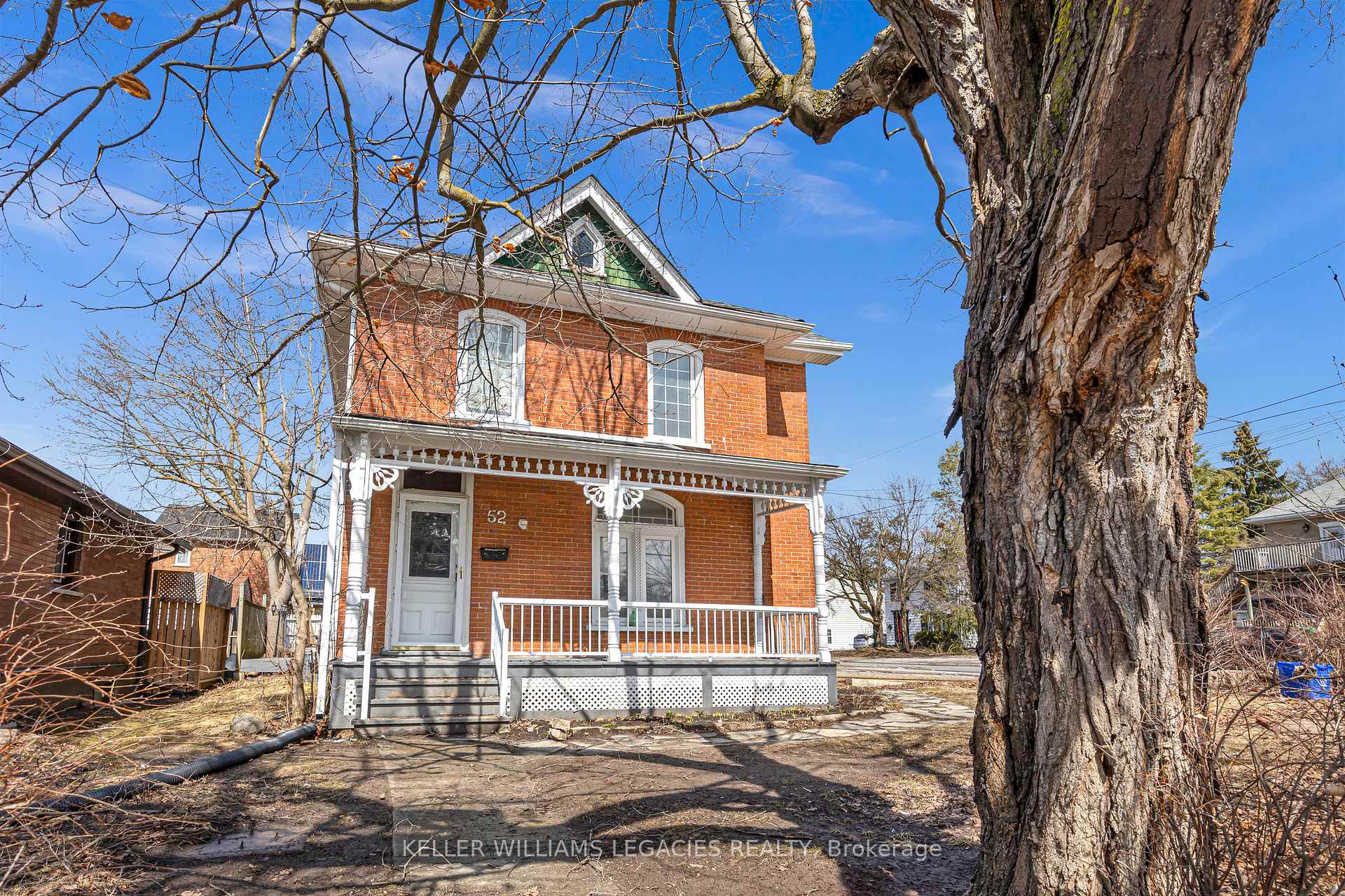 52 Victoria Avenue N, Peterborough North, ON K9H 4W1