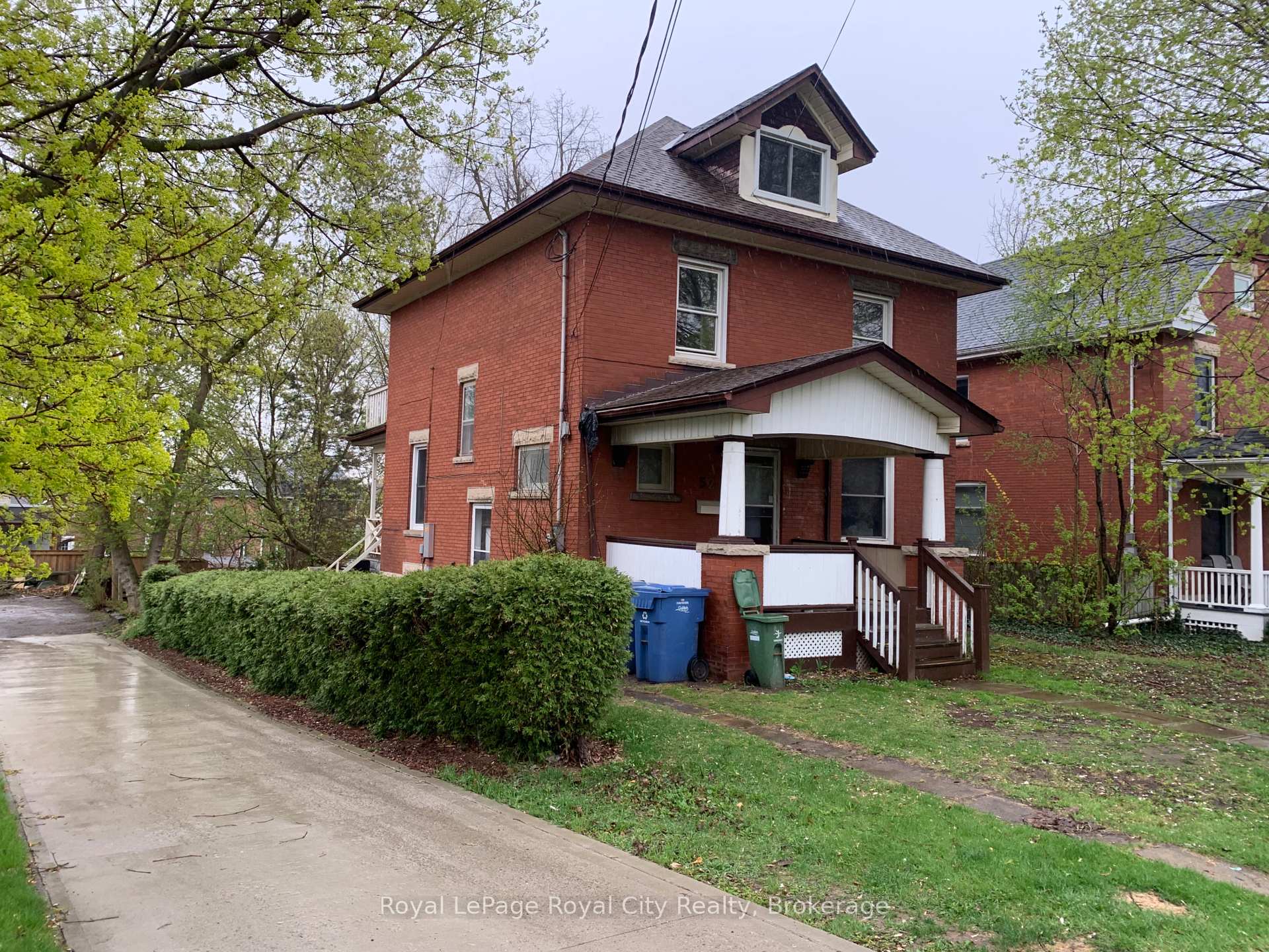 52 Waterloo Avenue, Guelph, ON N1H 3H5