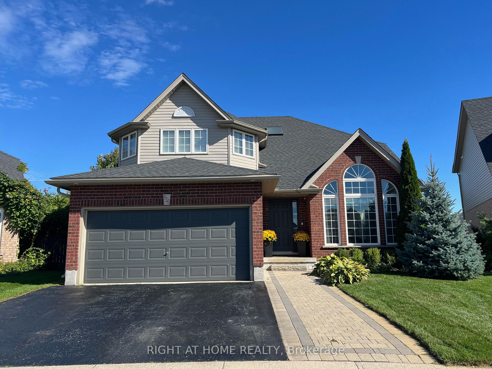 520 Pine Hollow Court, Kitchener, ON N2R 1T3