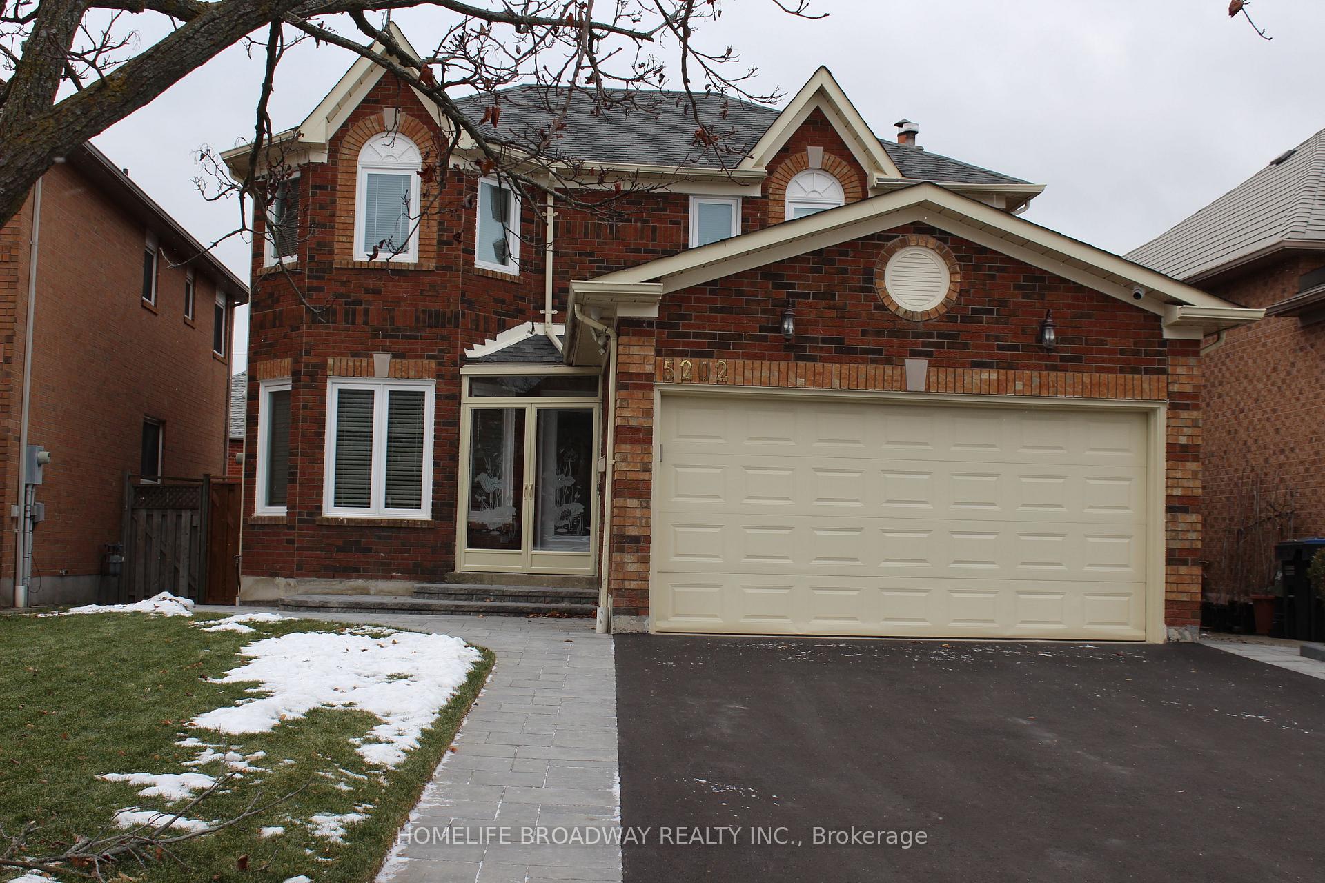 5202 Buttermill Court, Mississauga, ON L5V 1S4