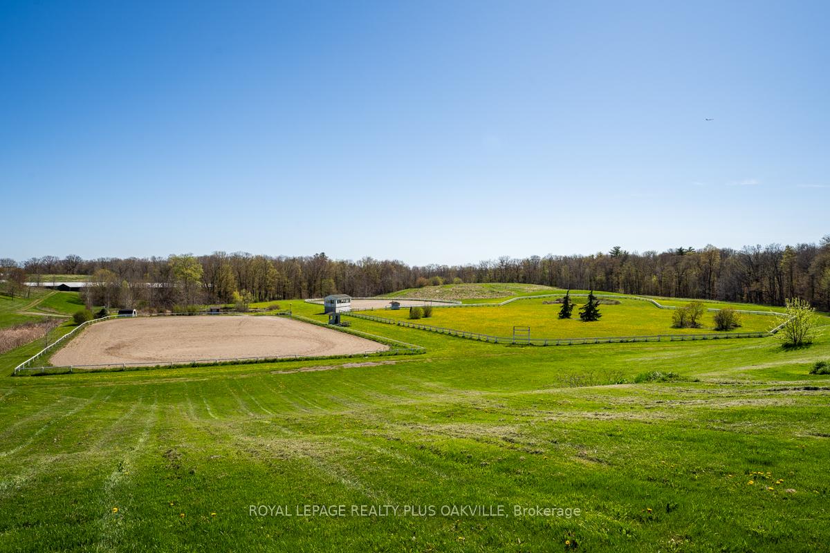 5244 #1 Side Road, Burlington, ON L9T 2Y1