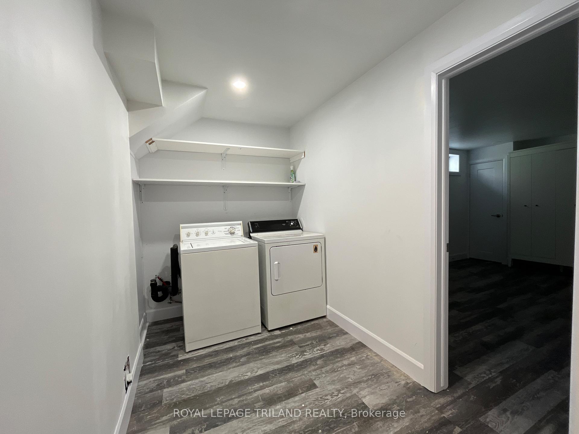 LOWER - 527 HALE Street, London East, ON N5W 1G9