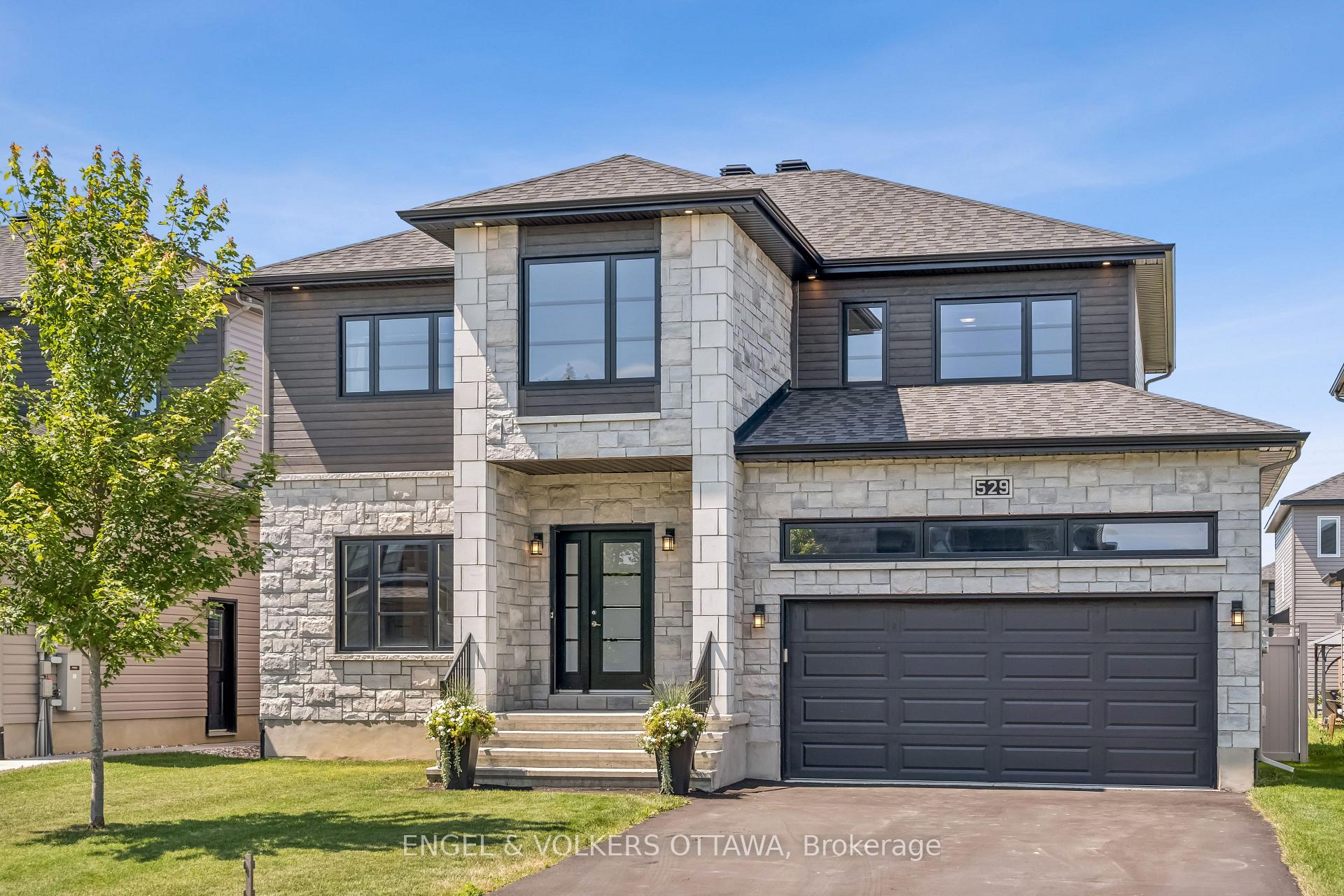 Russell Real Estate MLS® Listings & Houses For Sale