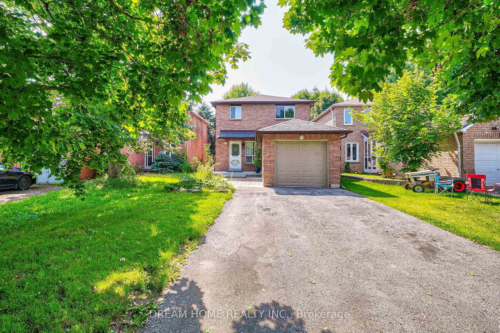 53 Delaney Crescent, Barrie, ON L4N 7C4