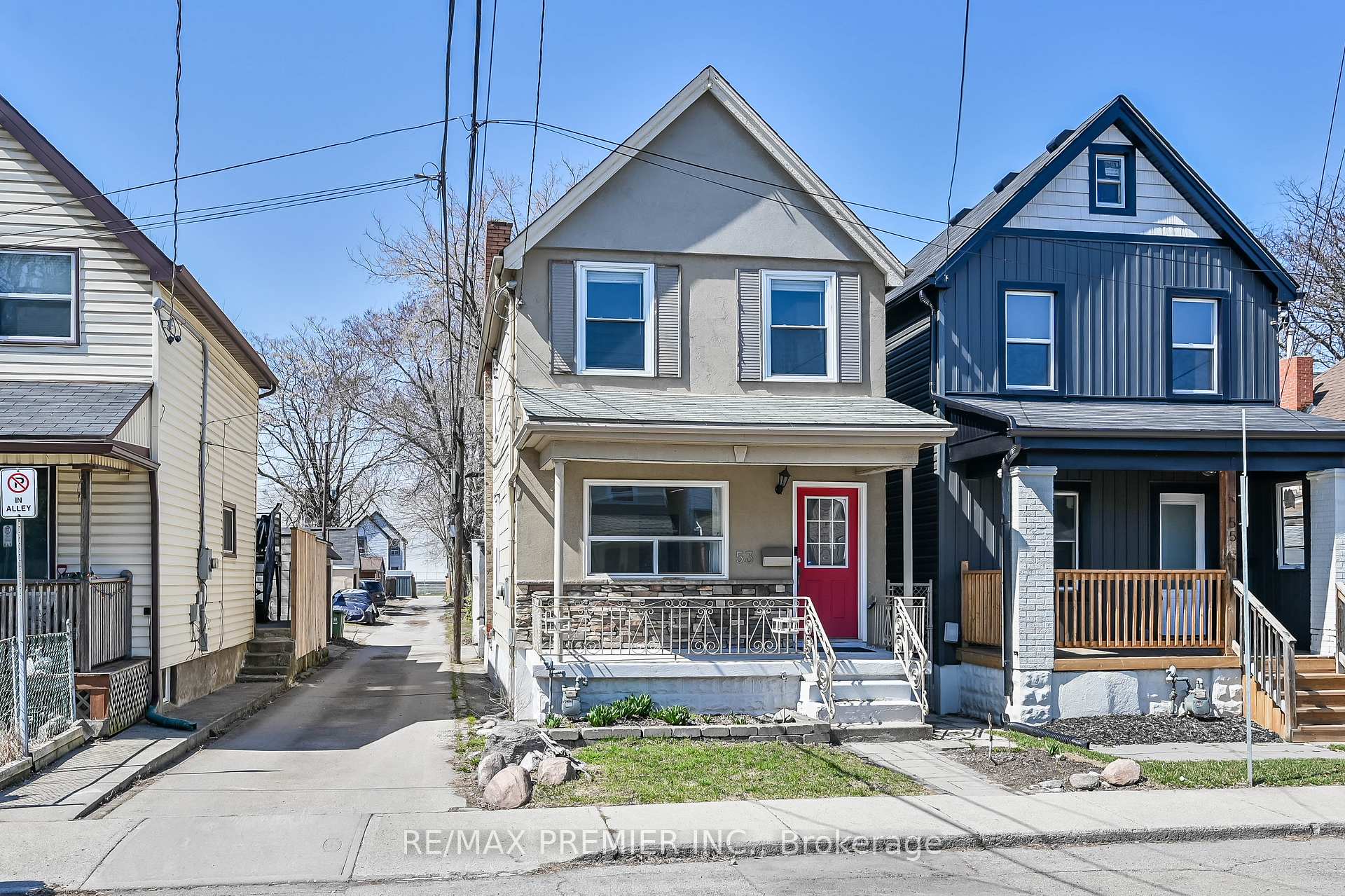 53 Douglas Avenue, Hamilton, ON L8L 5R2