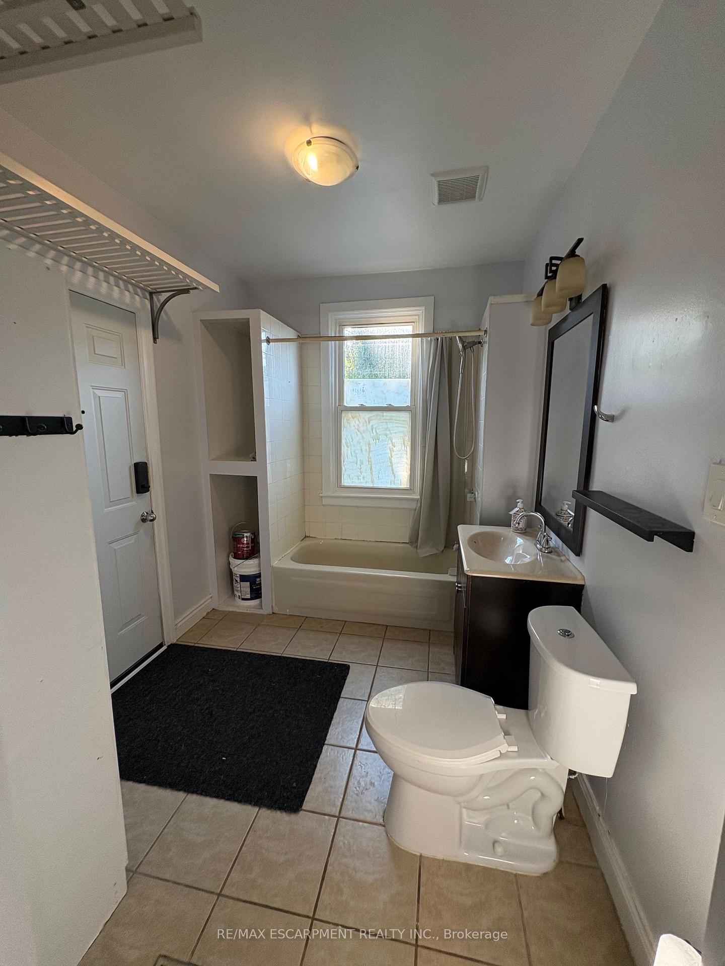 MAIN - 53 William Street, Hamilton, ON L8L 5T6